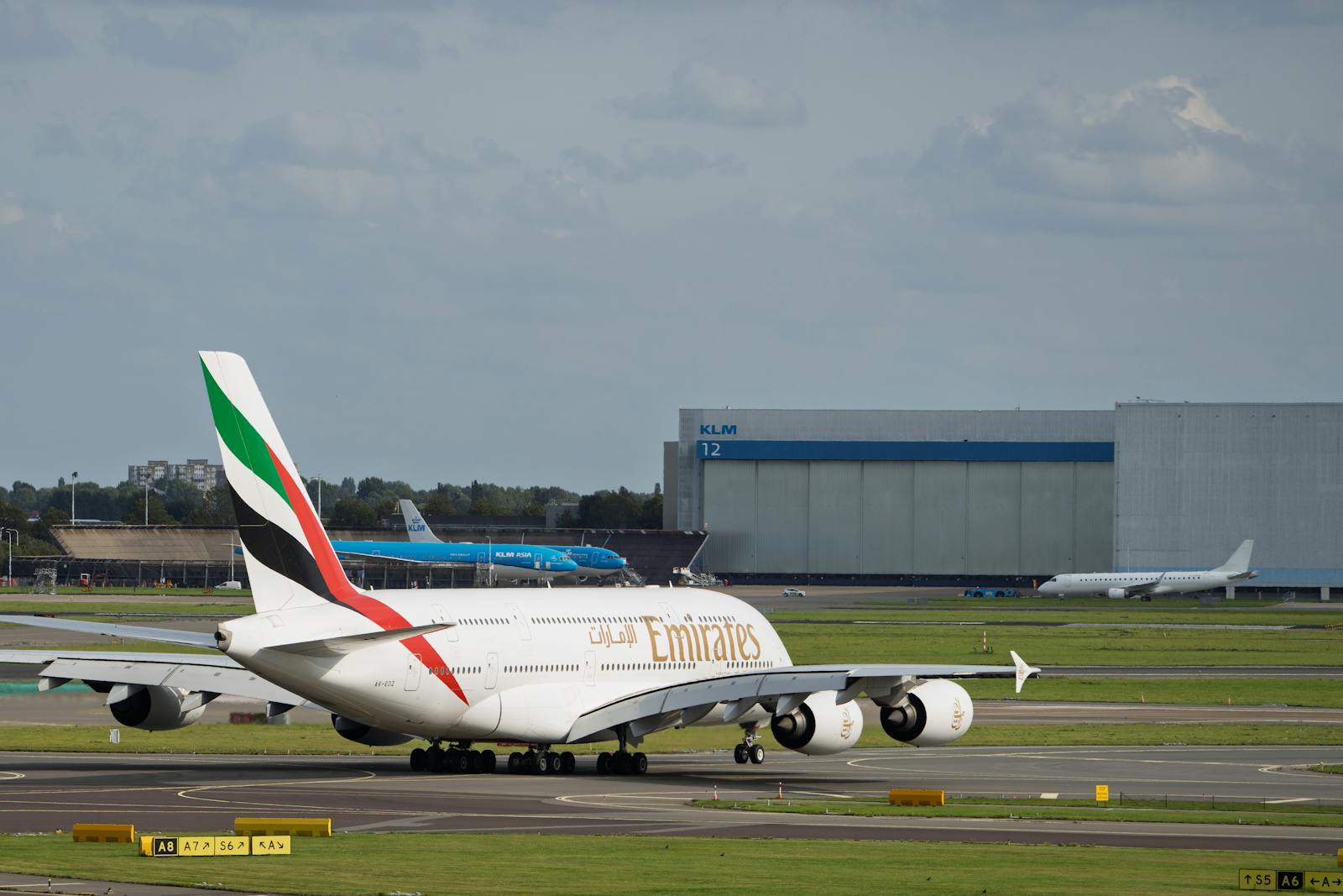 Emirates Airlines Photos, Download The BEST Free Emirates Airlines ...