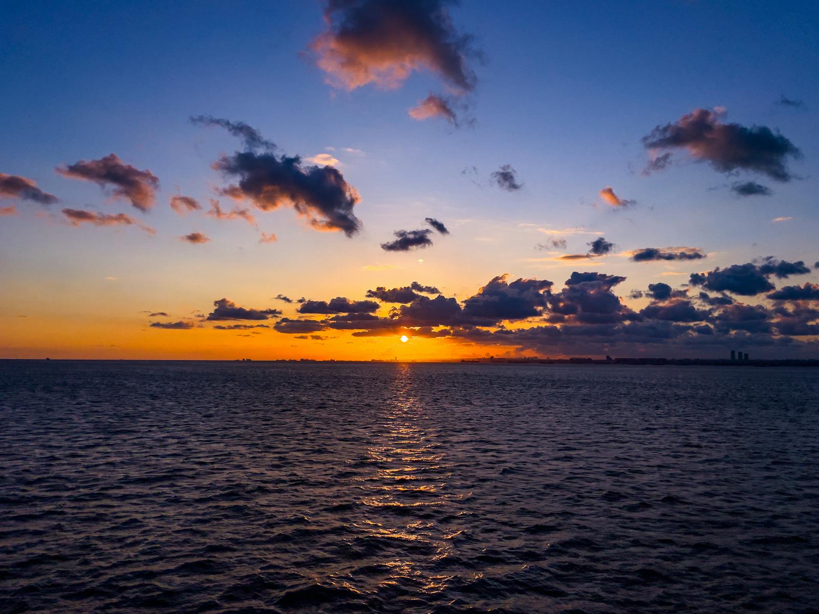 Colorful Sunsets Photos, Download The BEST Free Colorful Sunsets Stock ...