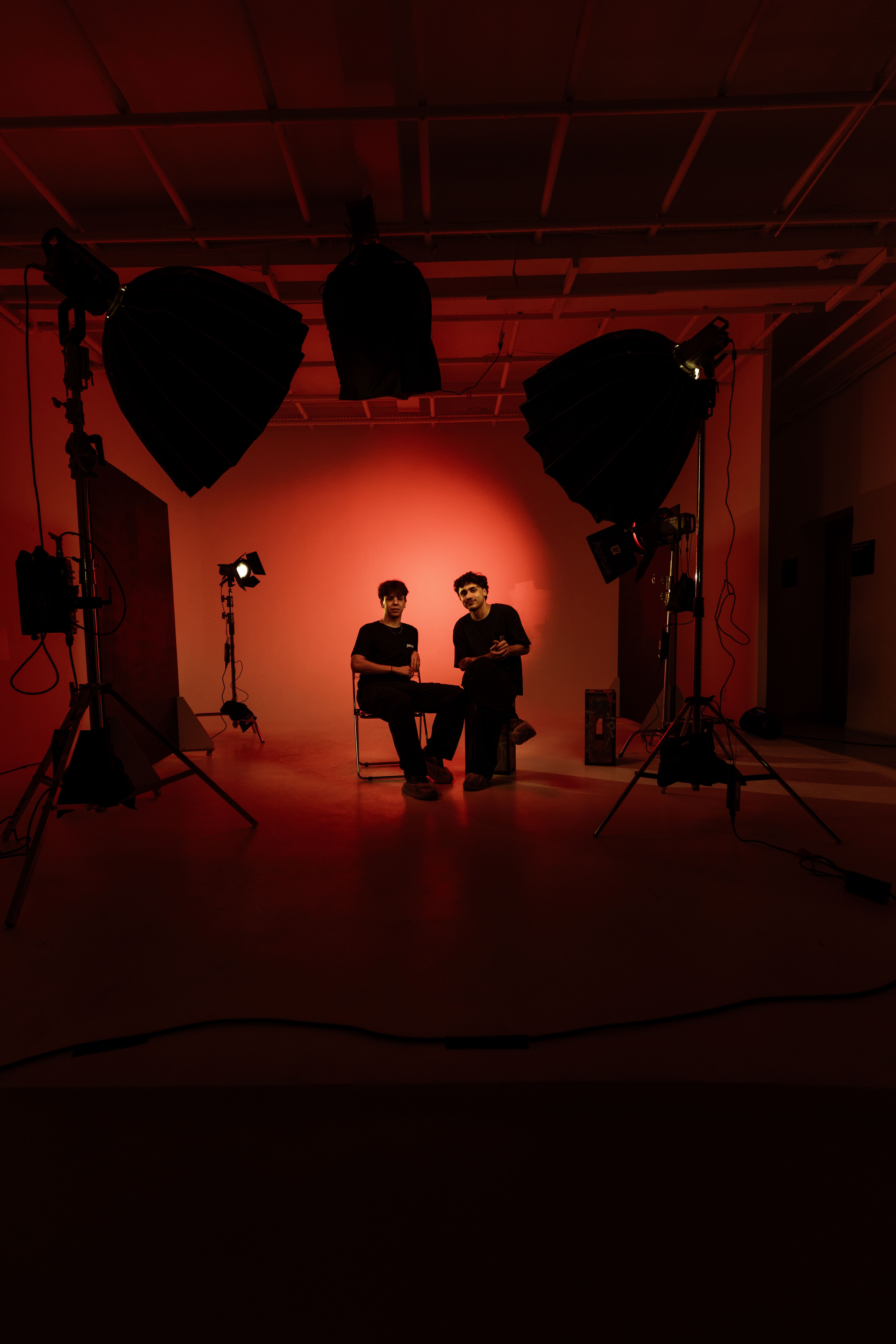 Moody Photography Studio Setup with Models · Free Stock Photo