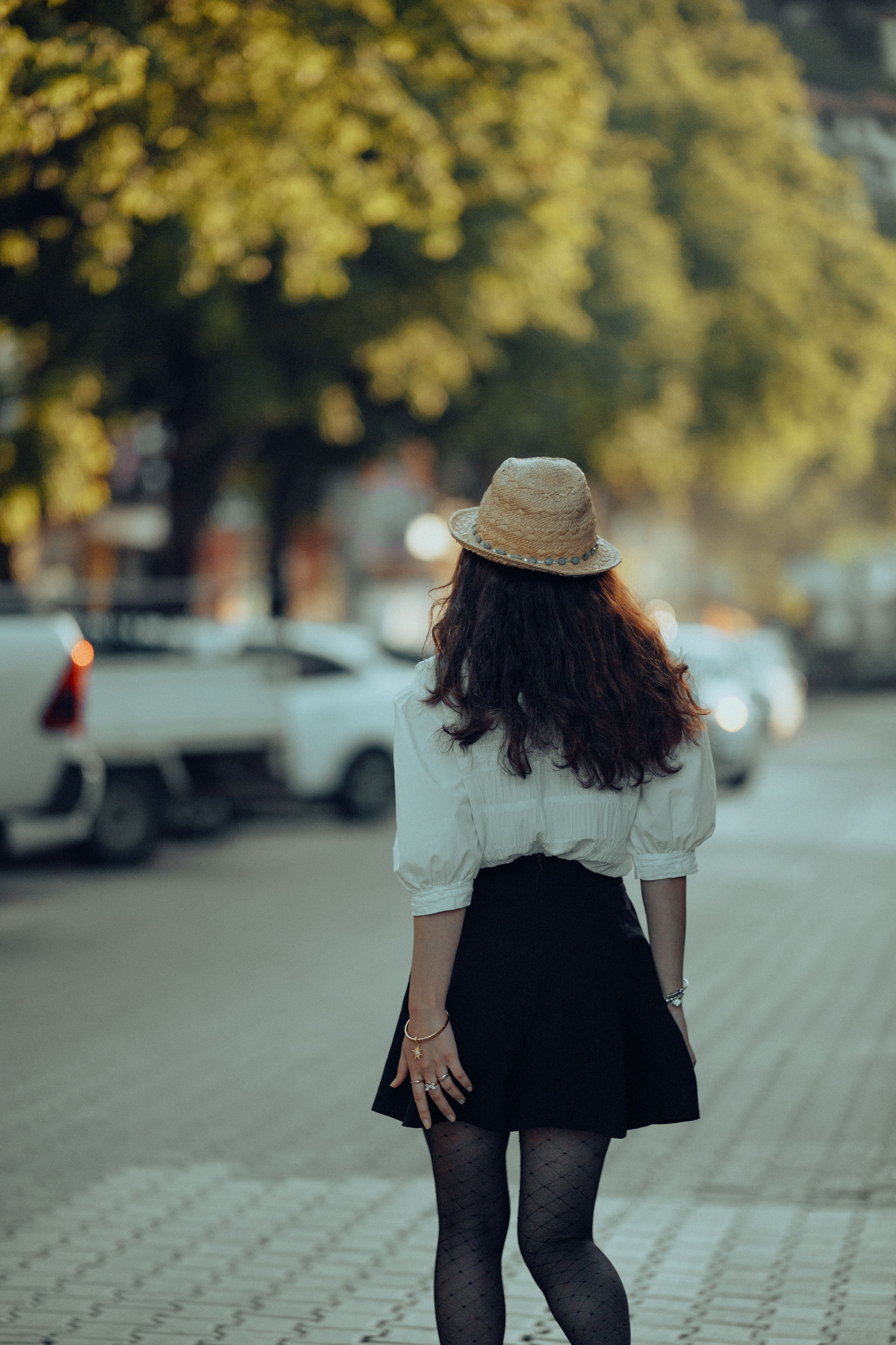 Women Walking Photos, Download The BEST Free Women Walking Stock Photos ...