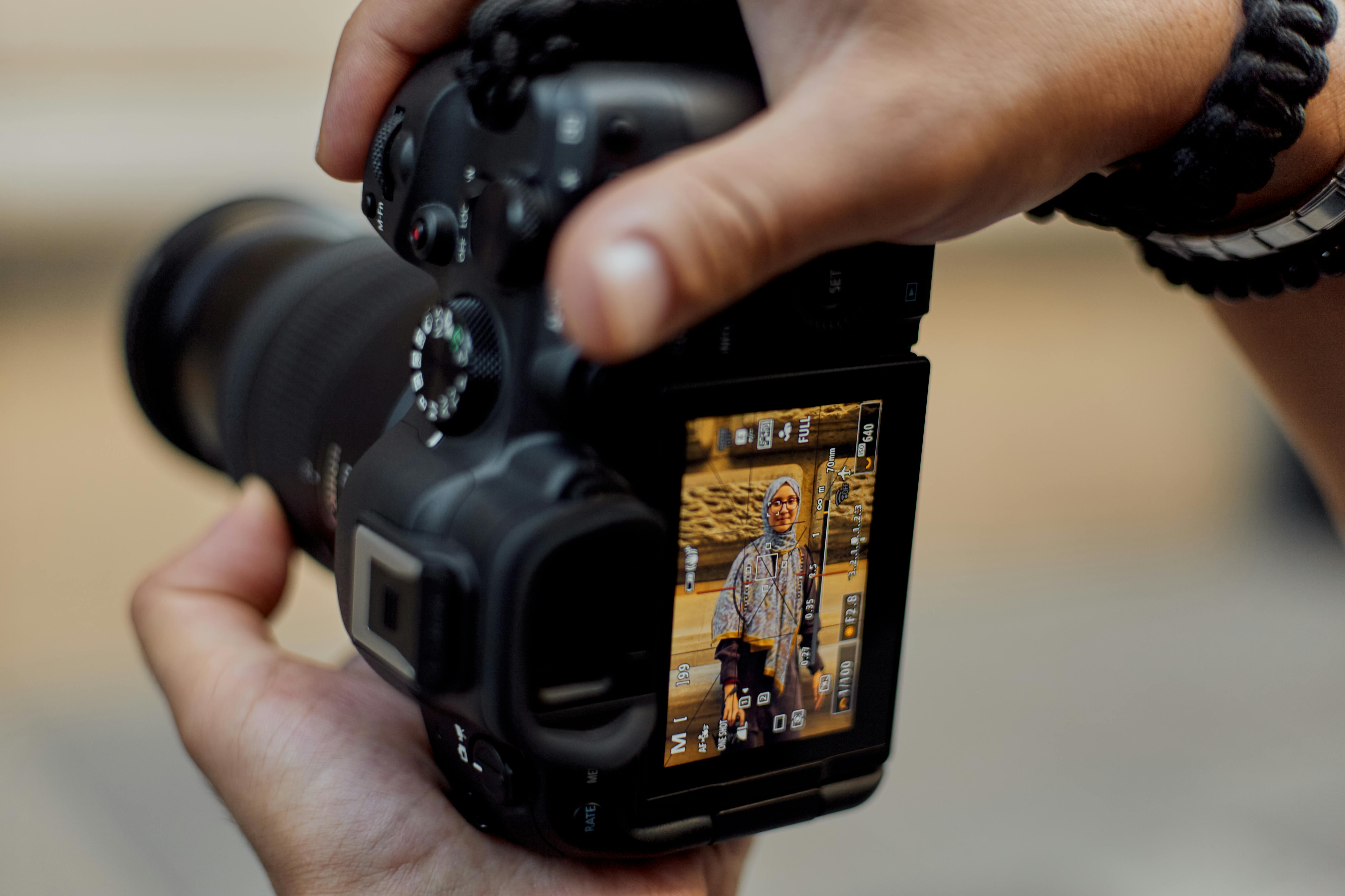 Display Hands Photos, Download The BEST Free Display Hands Stock Photos ...