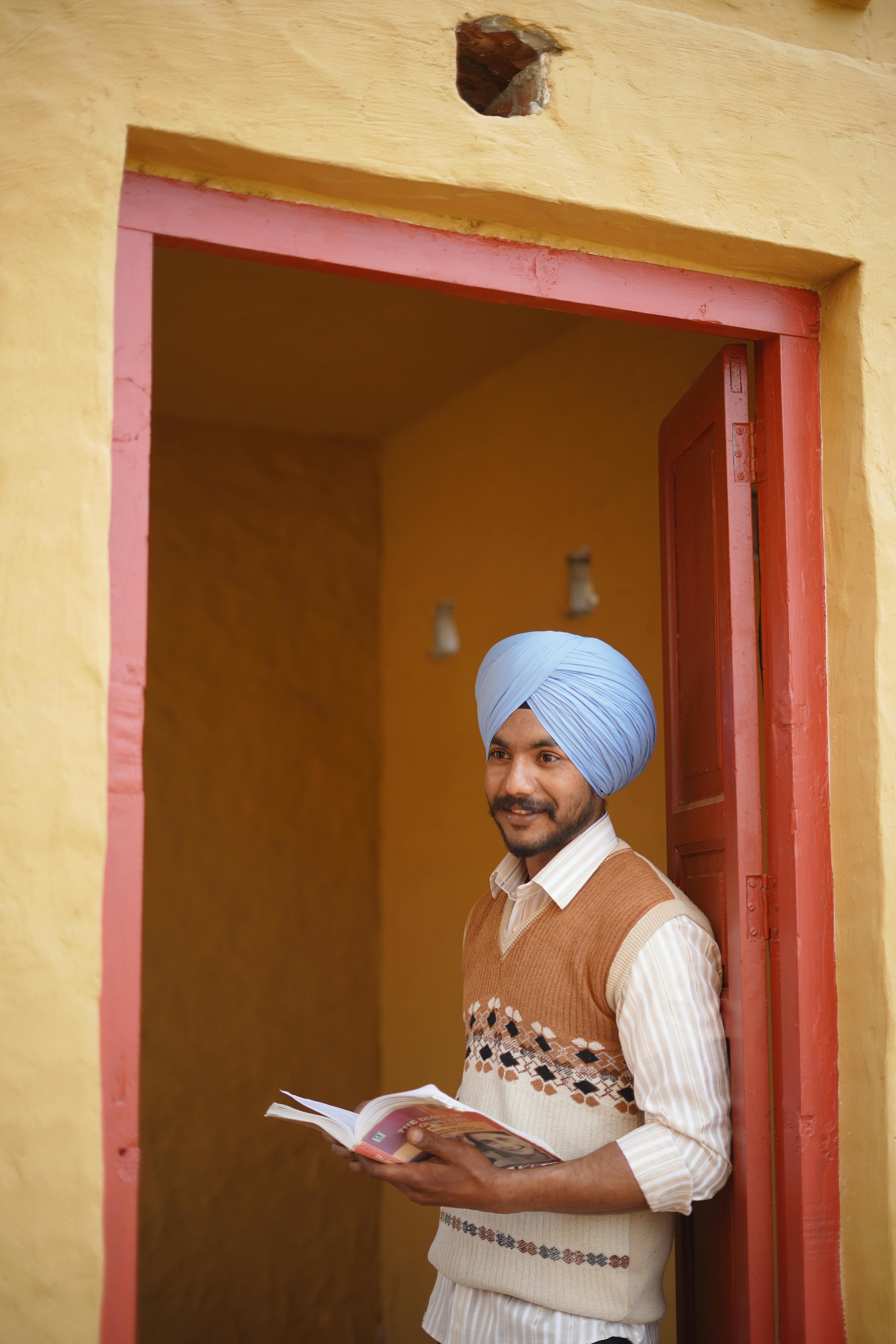 Open Shirt Scroller Photos, Download The BEST Free Open Shirt Scroller ...