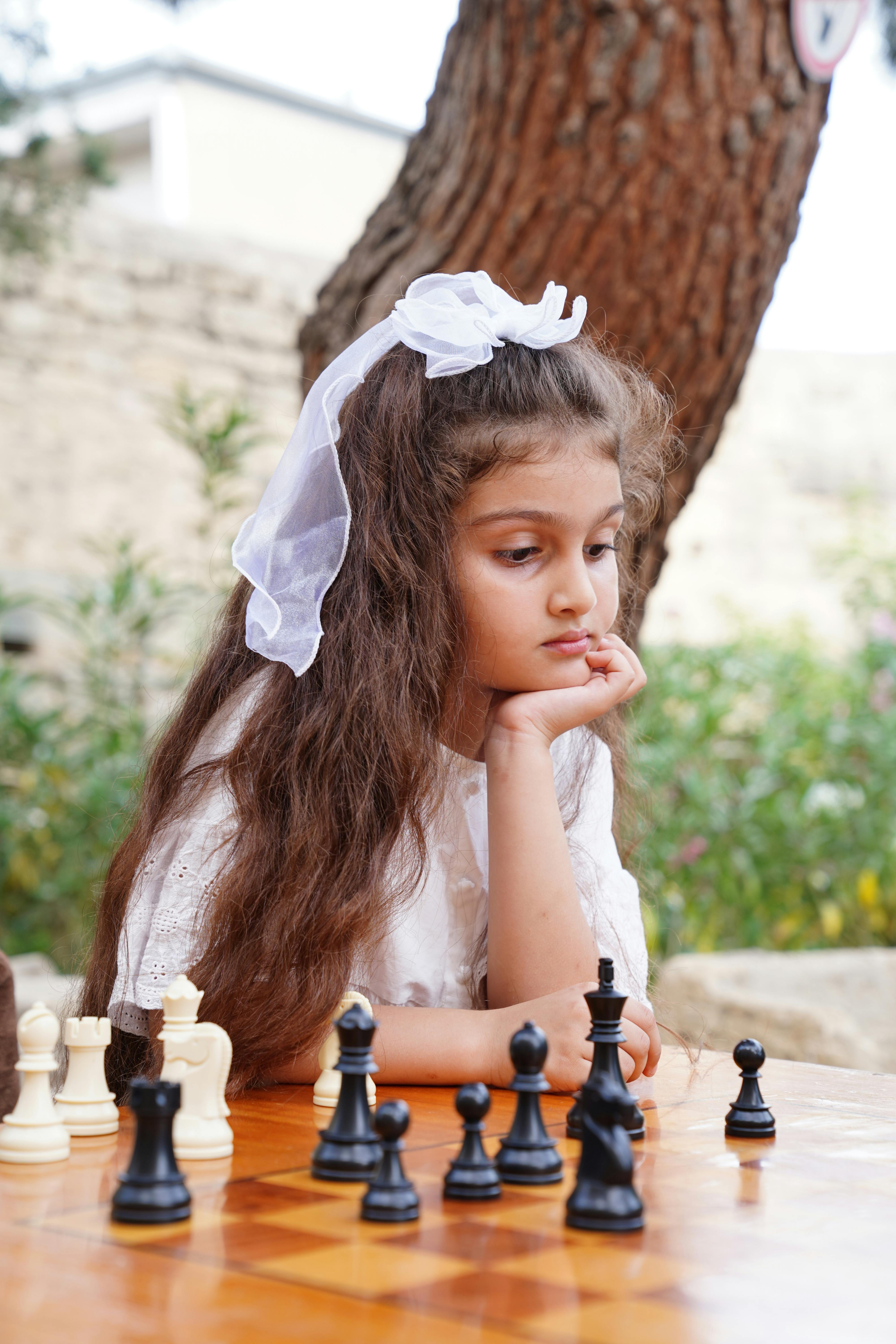 Midget+Girls Photos, Download The BEST Free Midget+Girls Stock Photos ...