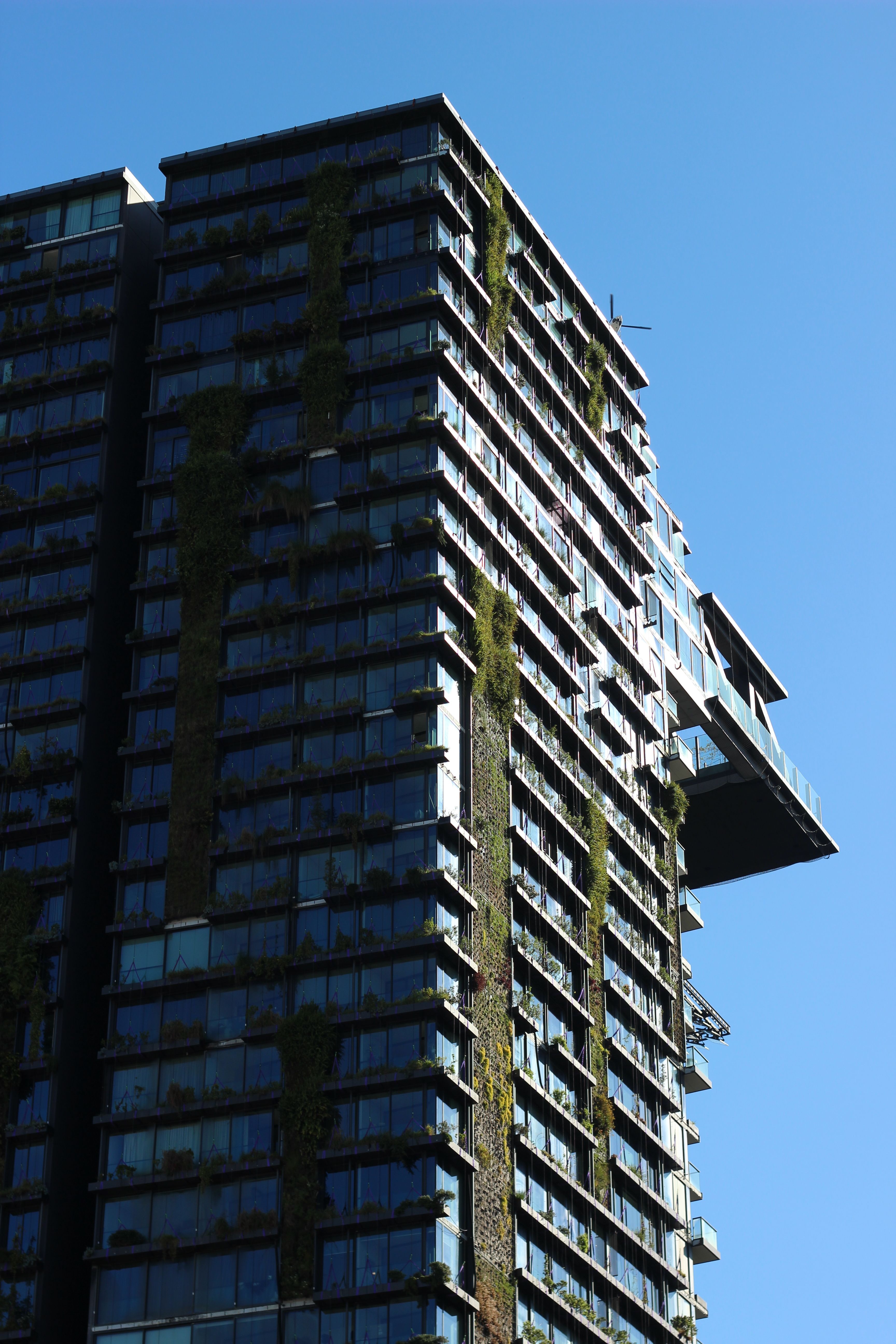 Modern Green Building in Sydney, Australia · Free Stock Photo