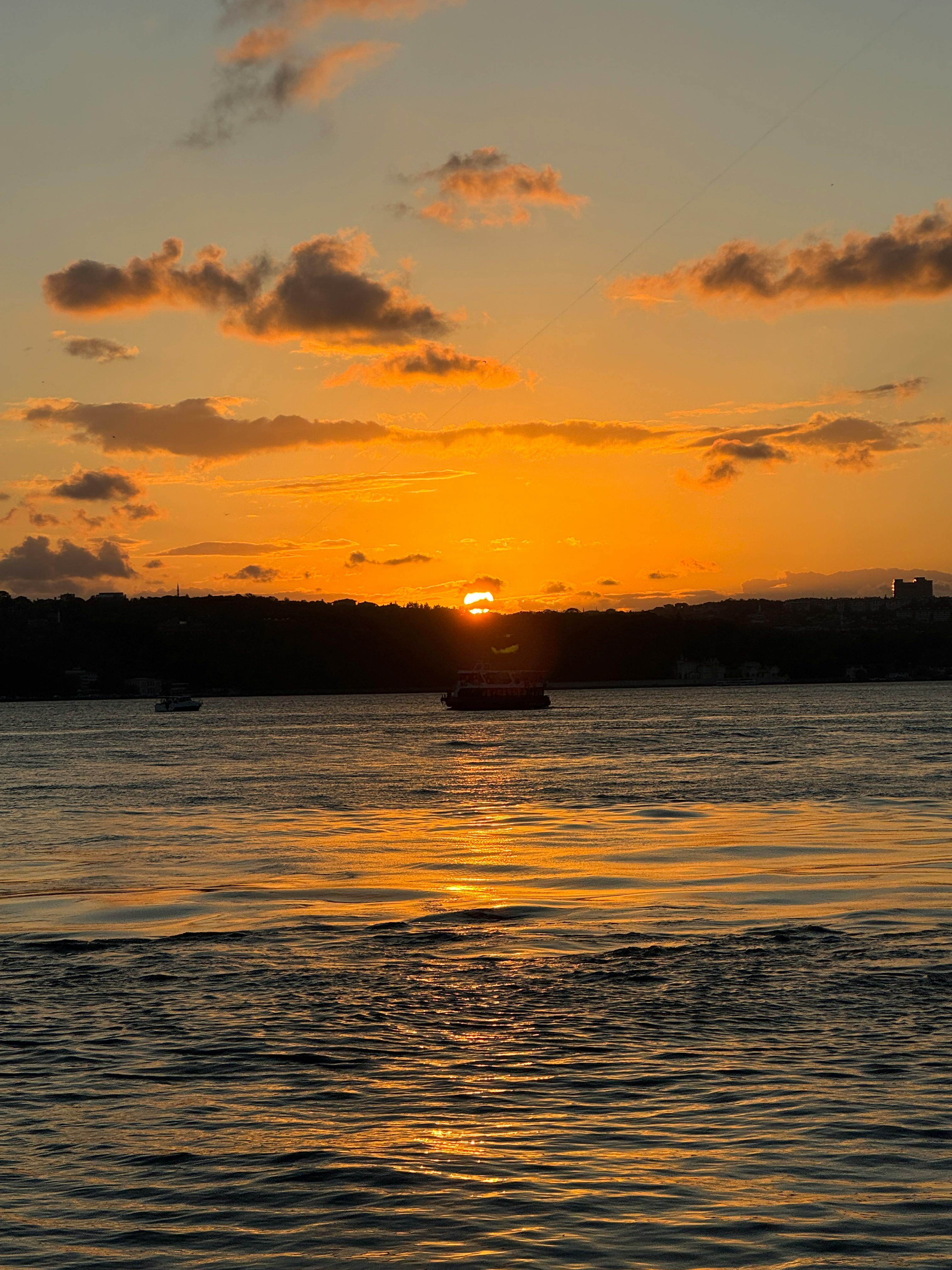 Horizon Glow Photos, Download The BEST Free Horizon Glow Stock Photos ...