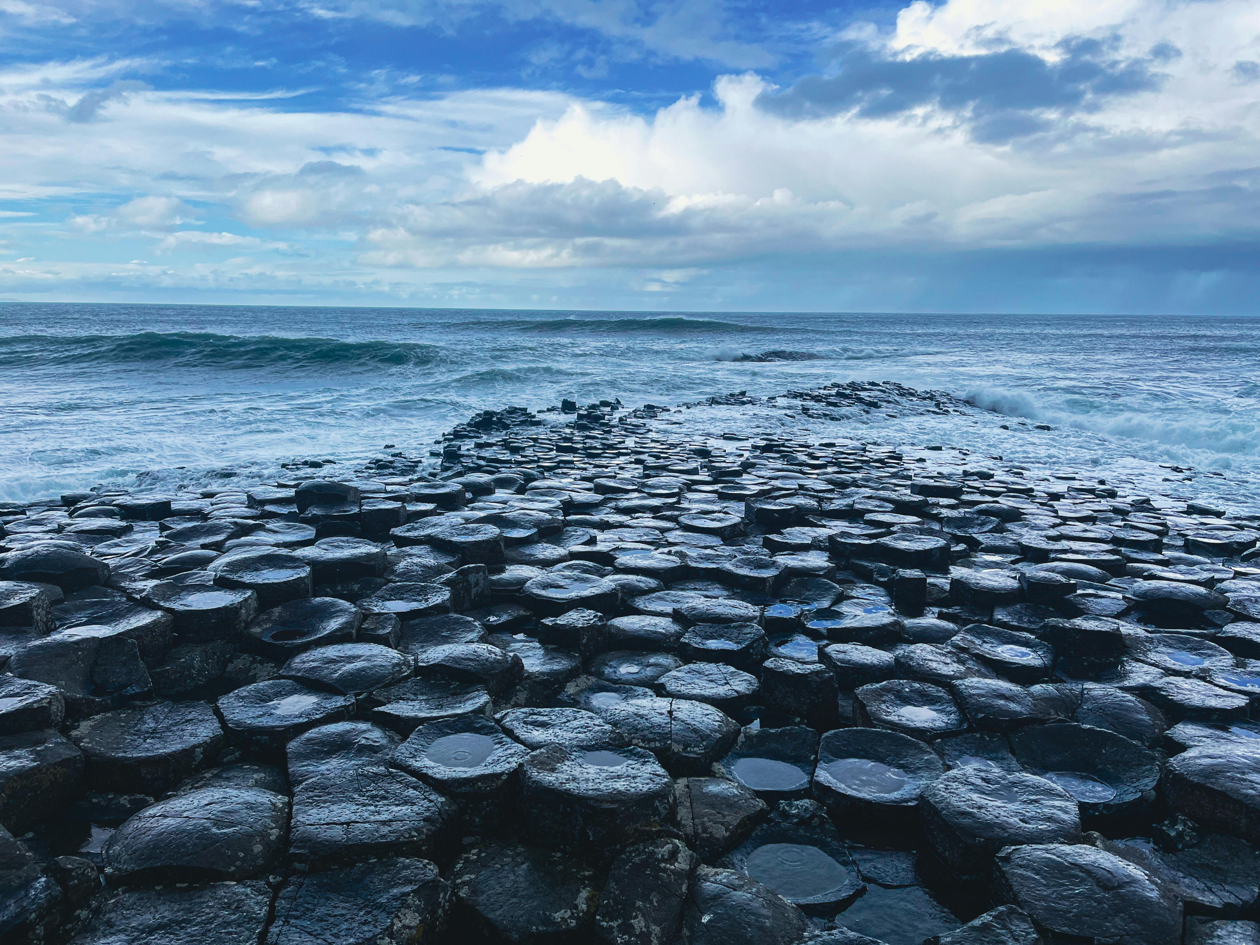 Giant’s Causeway Basalt Columns in Northern Ireland · Free Stock Photo