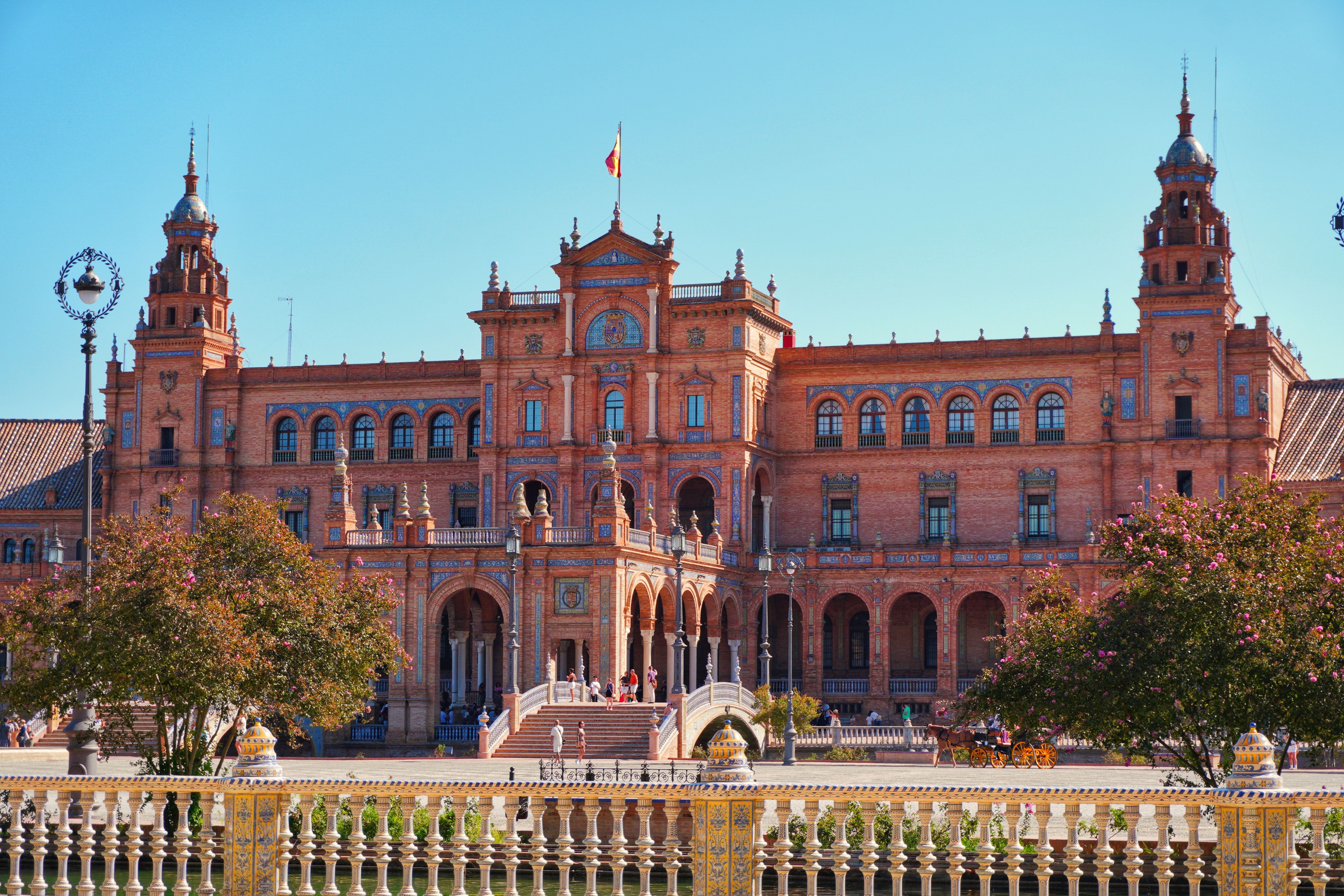 Beautiful View of Plaza de España in Seville · Free Stock Photo