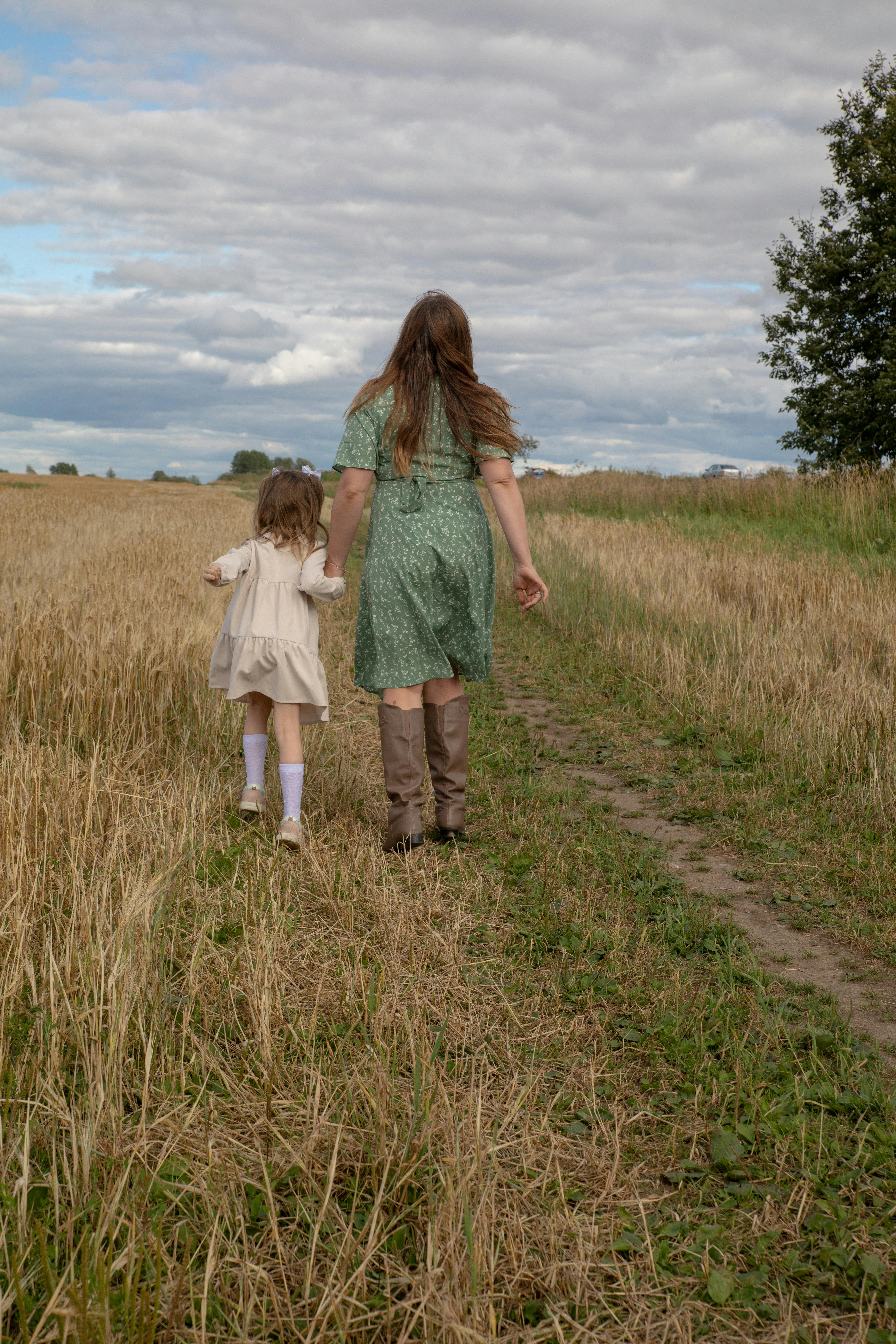 Irl Girls Photos, Download The BEST Free Irl Girls Stock Photos & HD Images