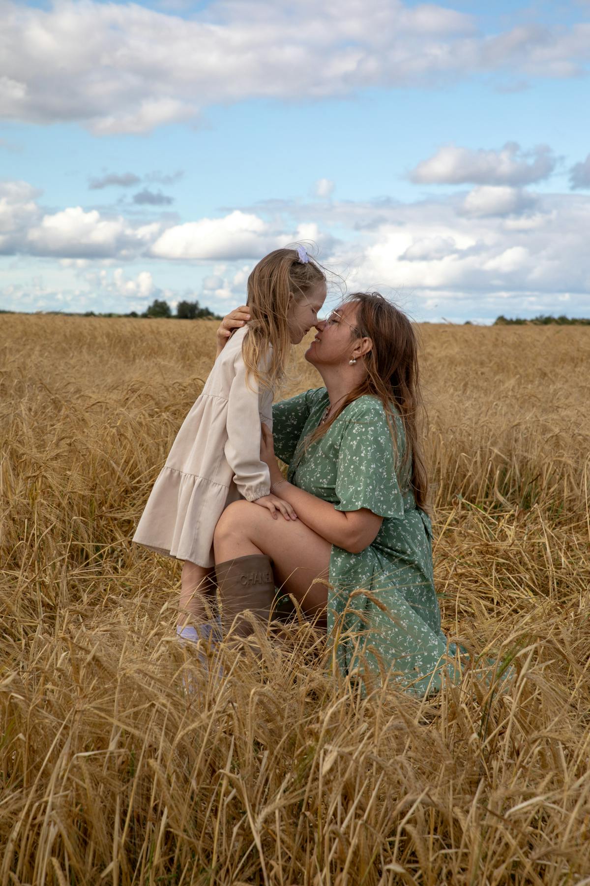 Boob+Kissing+Gif Photos, Download The BEST Free Boob+Kissing+Gif Stock ...