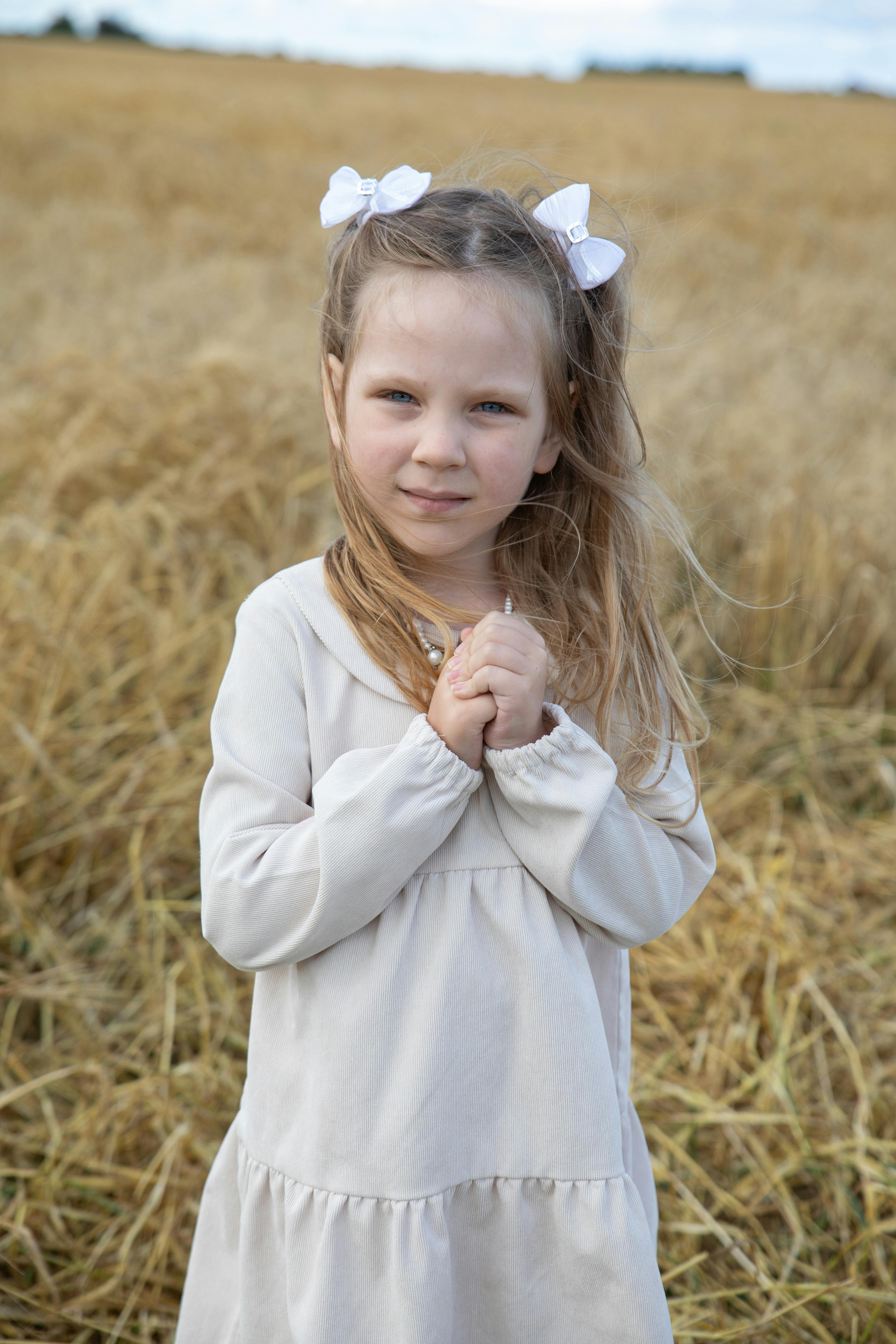 Cute Tween Girl Photos, Download The BEST Free Cute Tween Girl Stock ...