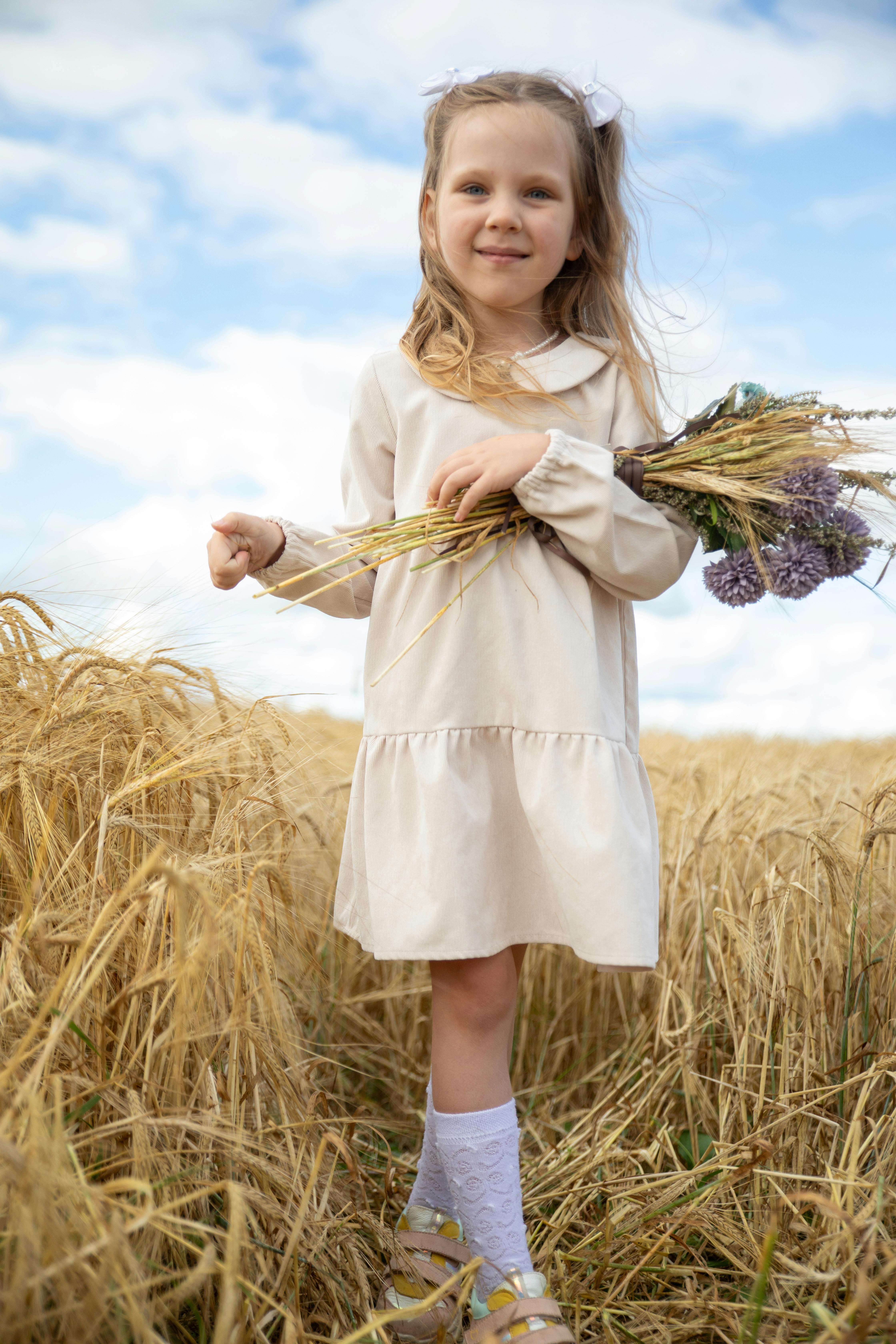 Tween+Girls+Telegraph Photos, Download The BEST Free Tween+Girls ...