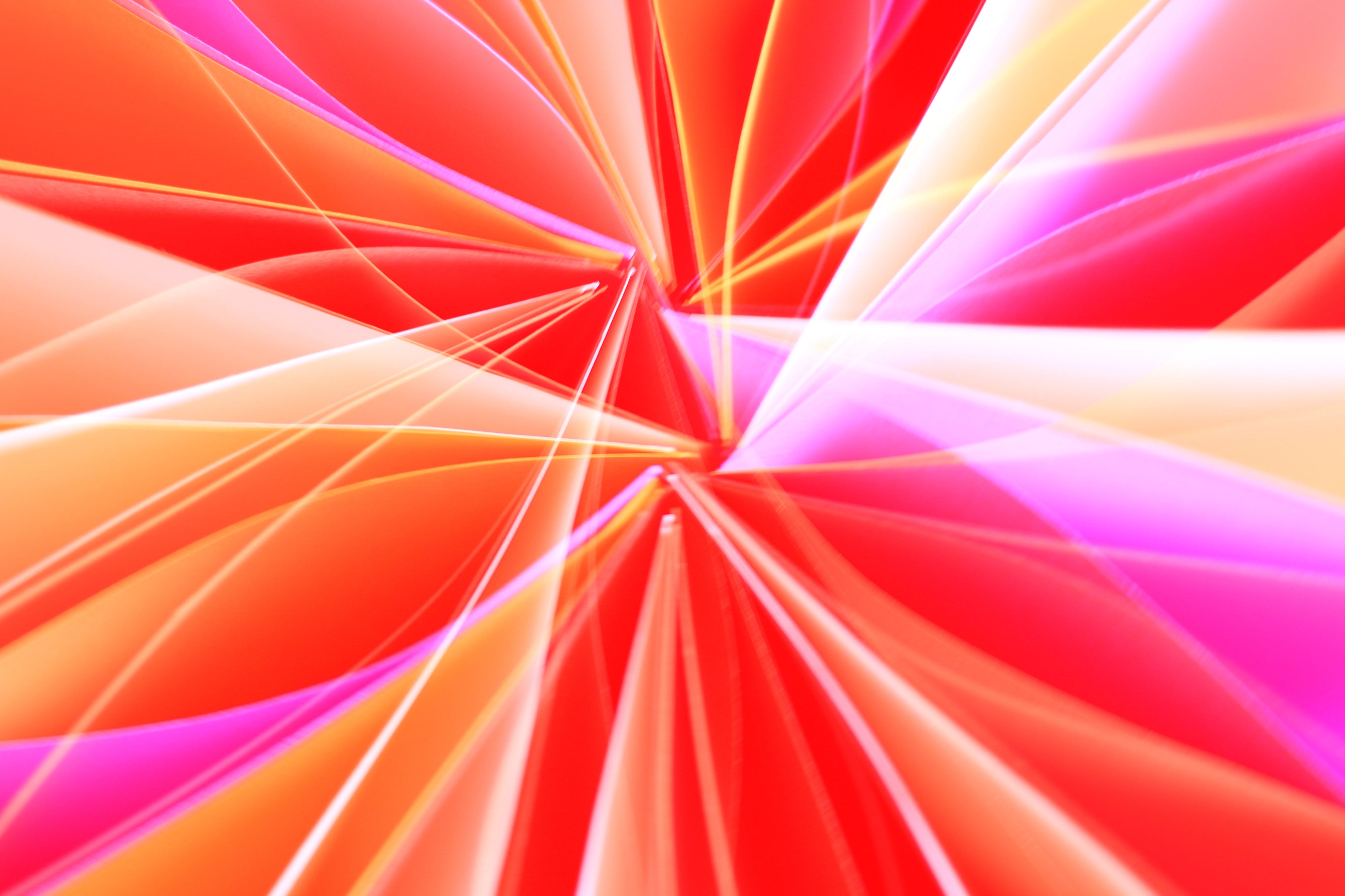 Vibrant Abstract Light Streaks in Red and Pink Tones · Free Stock Photo