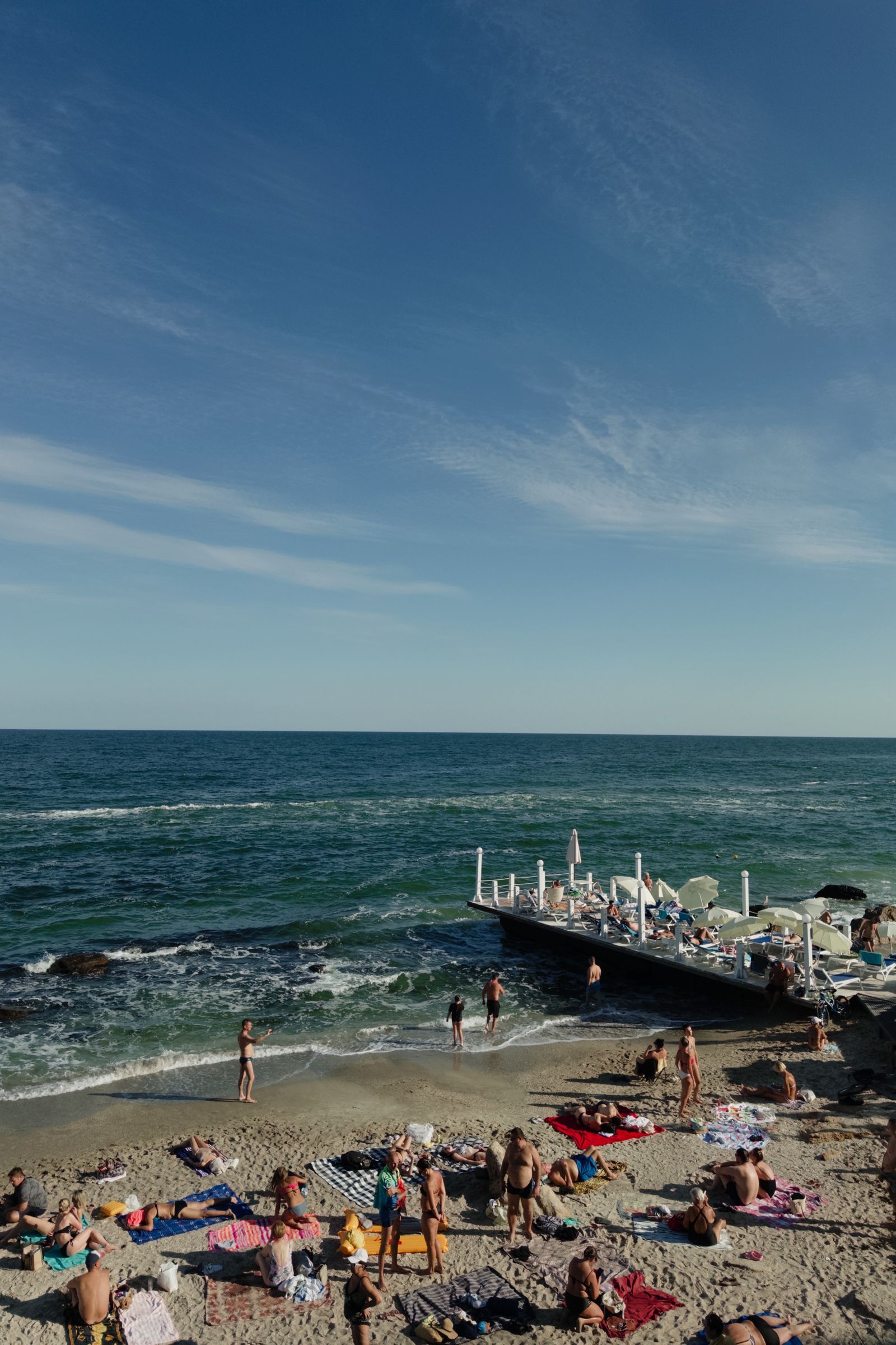 Beach With People Photos, Download The BEST Free Beach With People ...