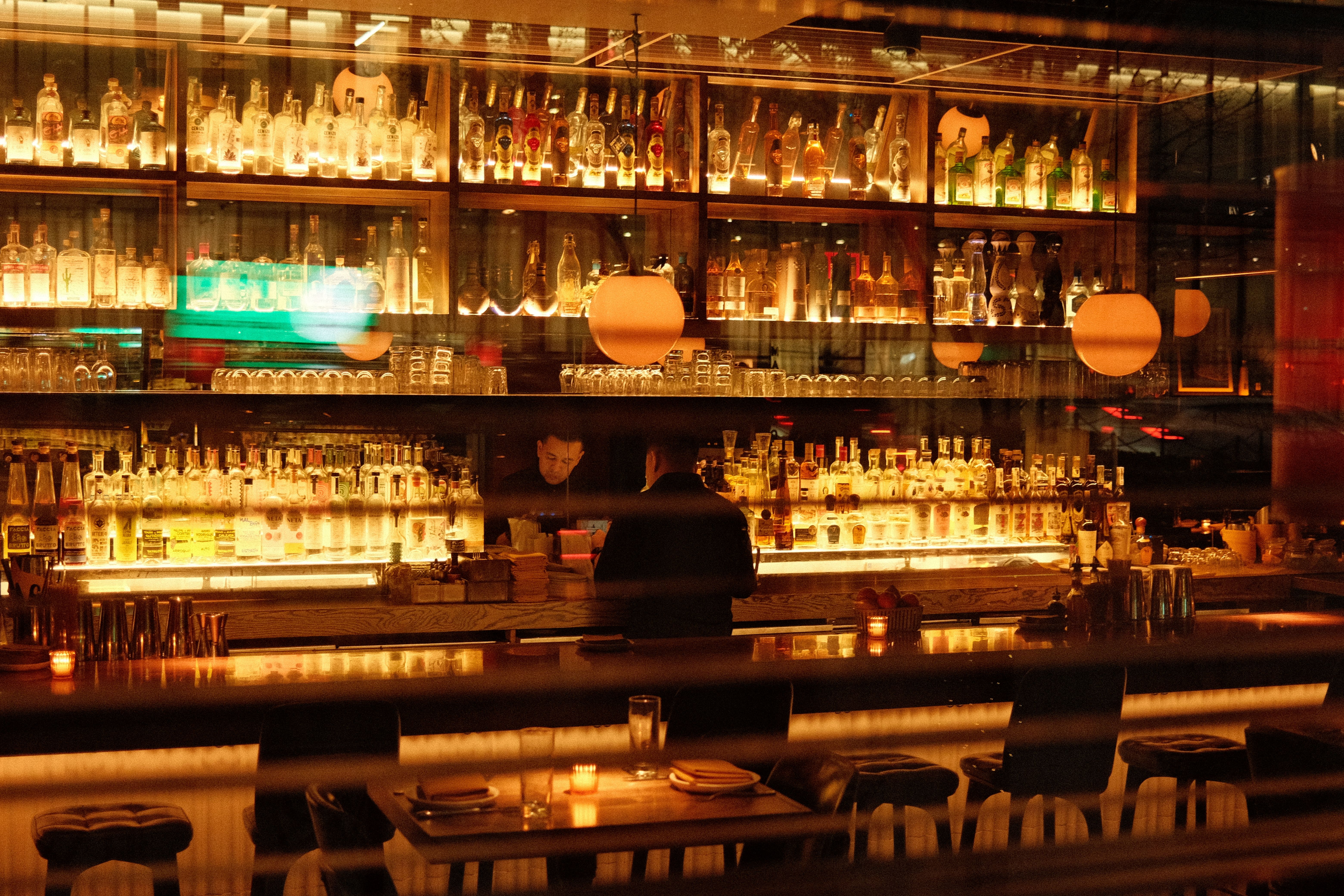 People in a Bar · Free Stock Photo