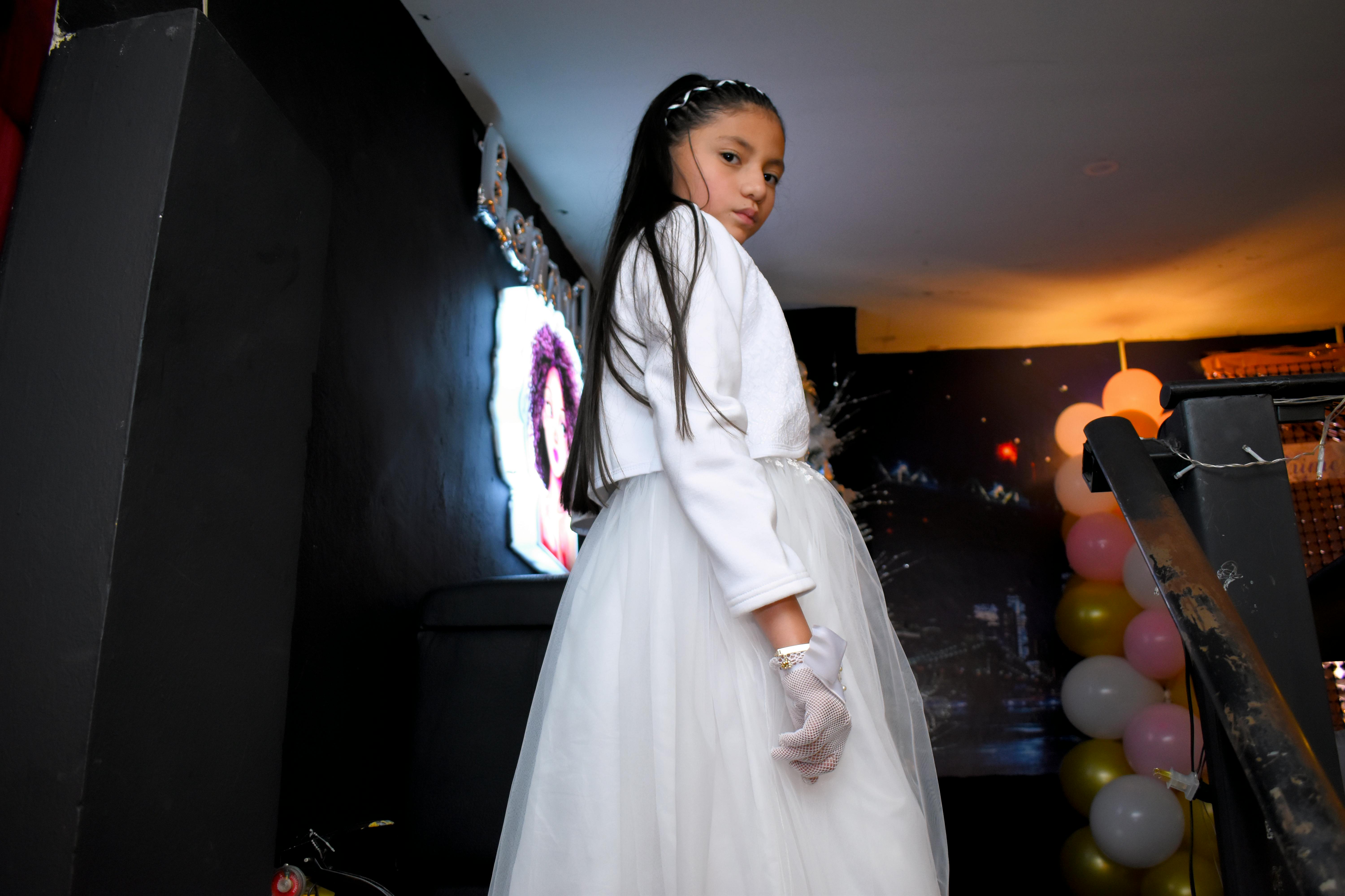 Tween+Girls+Telegraph Photos, Download The BEST Free Tween+Girls ...