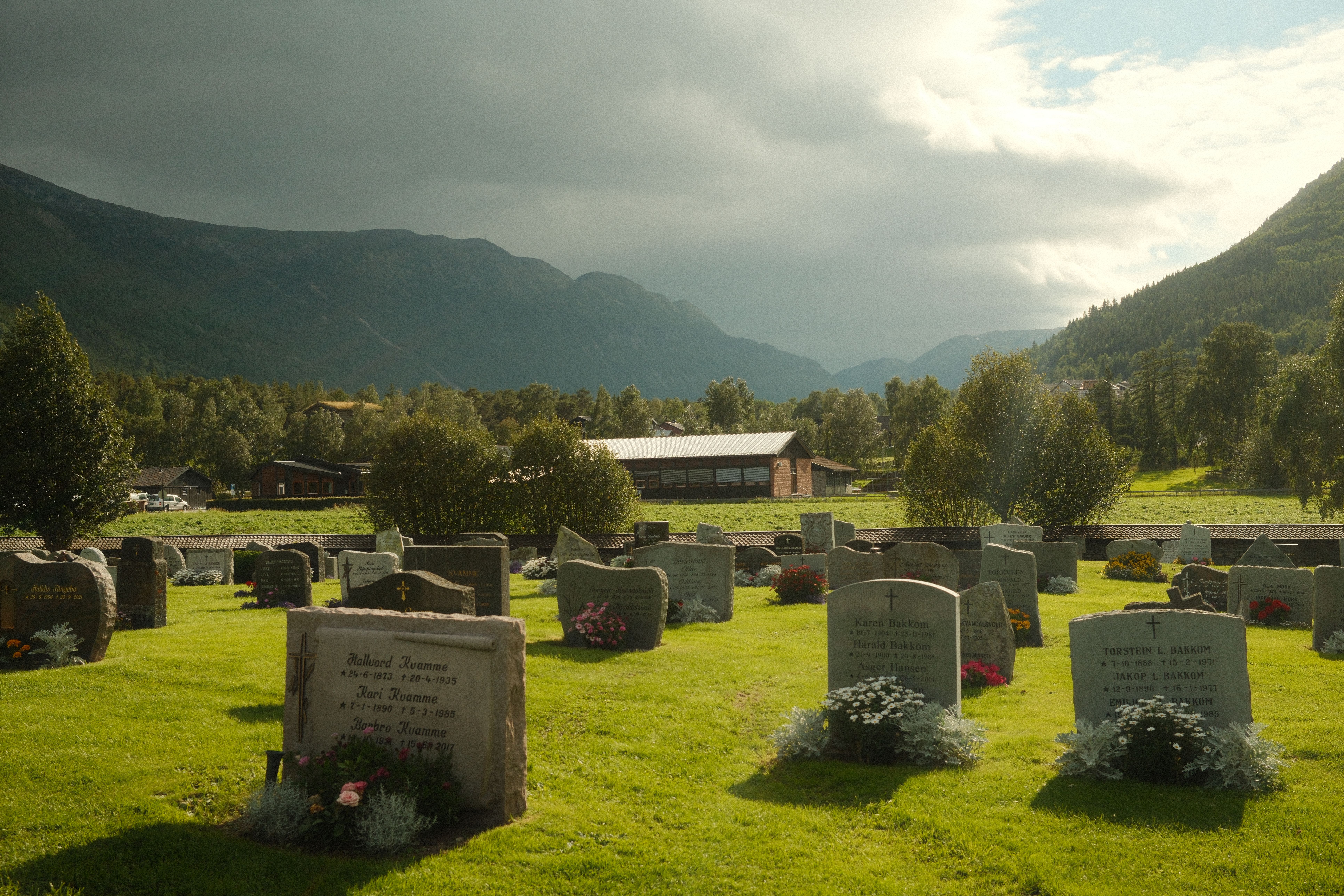 Perisan Gravesite Photos, Download The BEST Free Perisan Gravesite ...