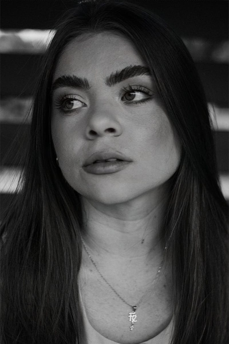 Young Model Imx Photos, Download The BEST Free Young Model Imx Stock ...