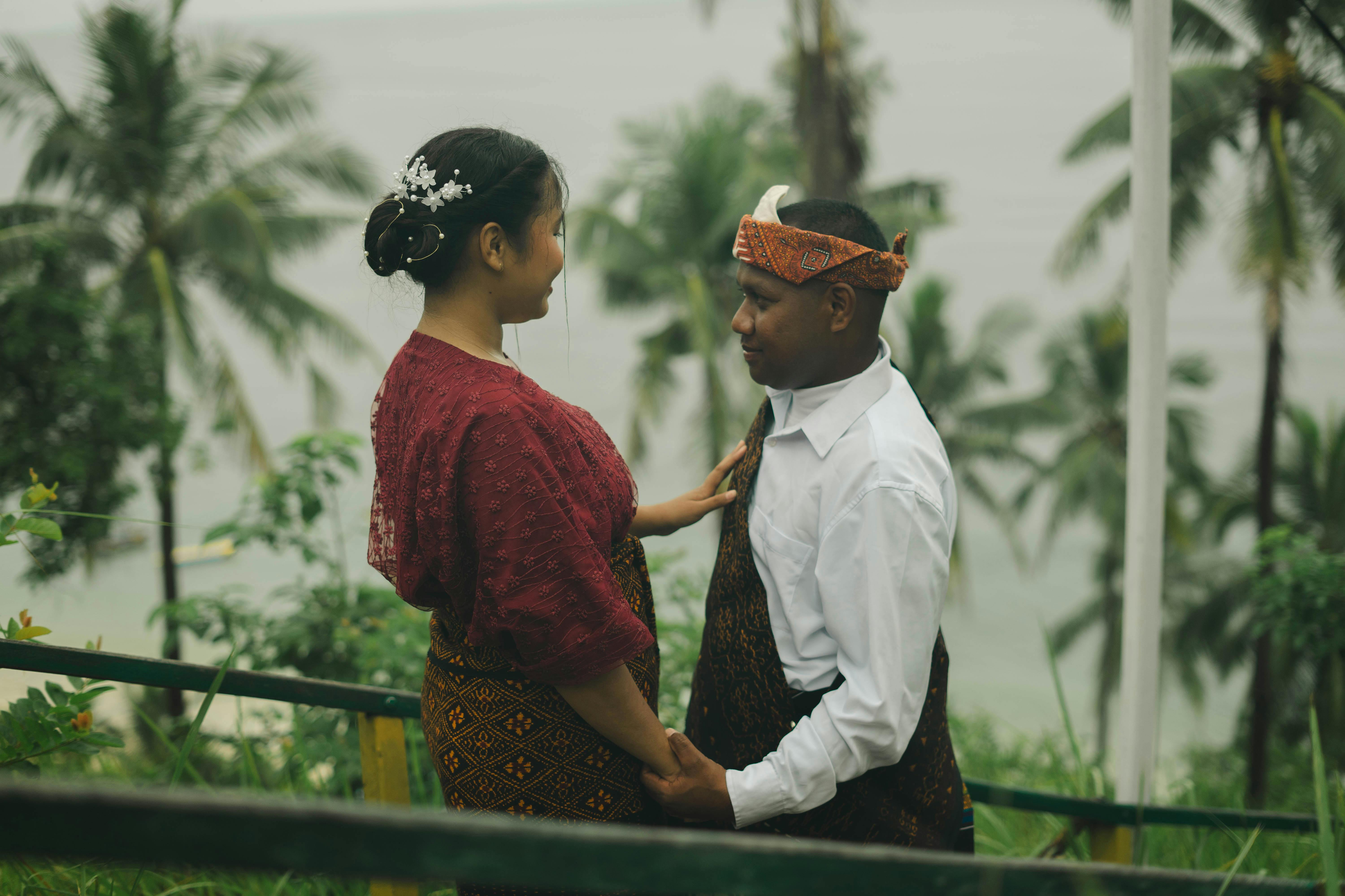 800 000+ Femmes+nues+et+habillées+en+photos banque d’images et photos libres de droit ...