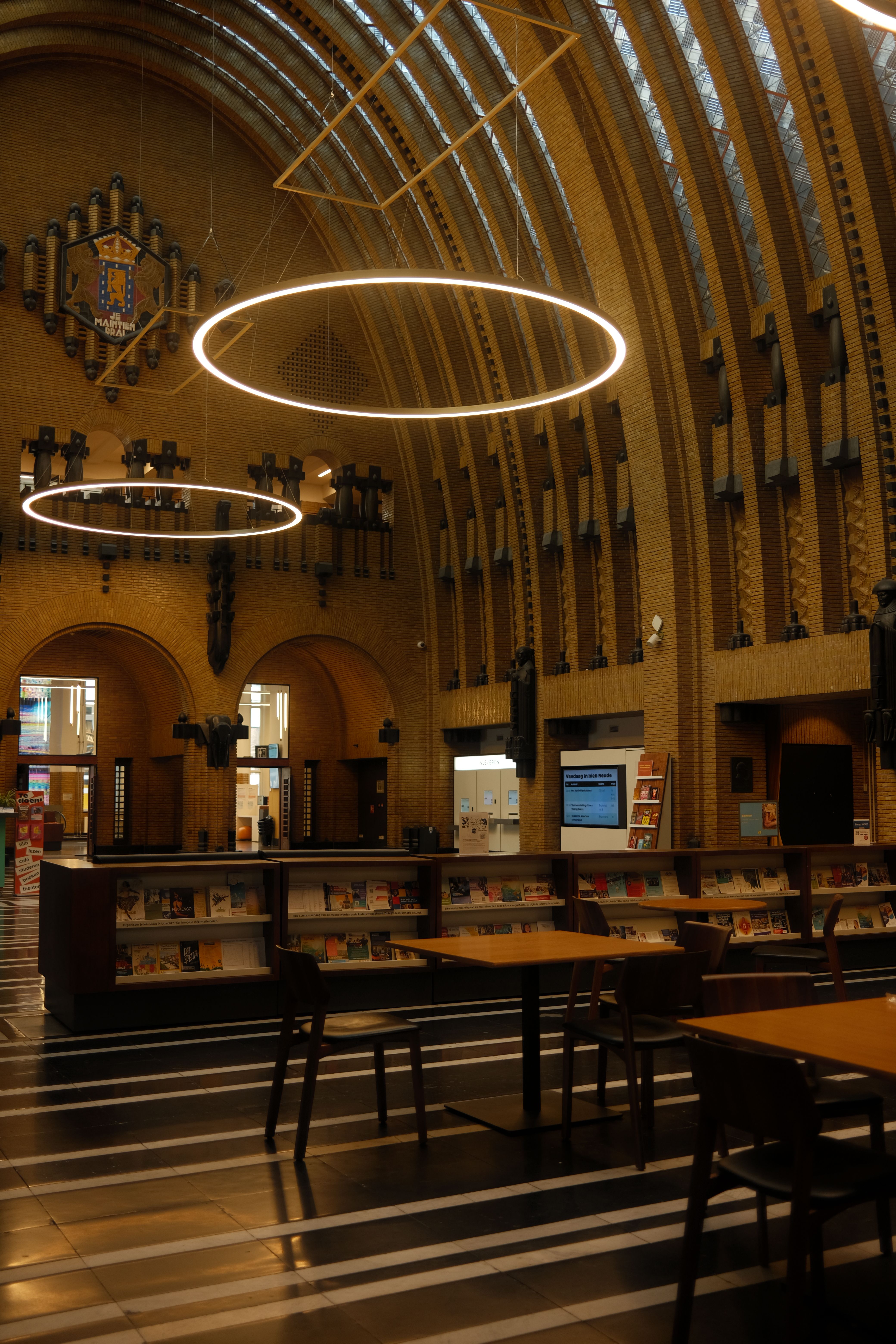 Horror Library Photos, Download The BEST Free Horror Library Stock ...