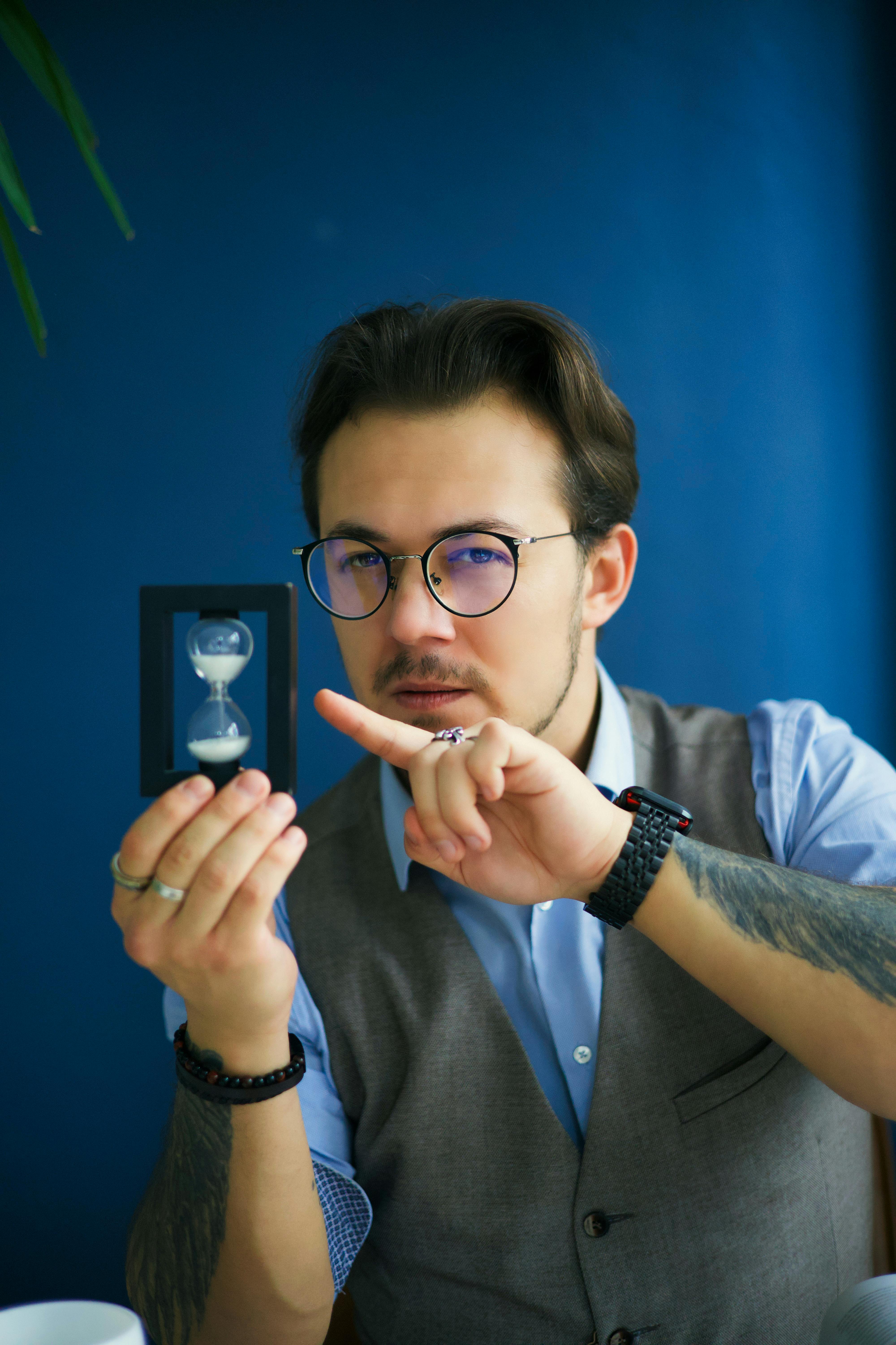 Thoughtful Photos, Download The BEST Free Thoughtful Stock Photos & HD ...