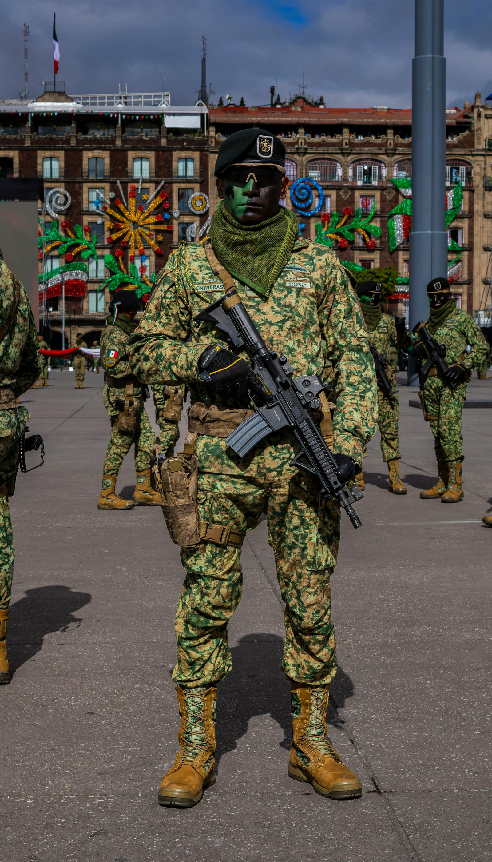 Gun Images Photos, Download The BEST Free Gun Images Stock Photos & HD ...