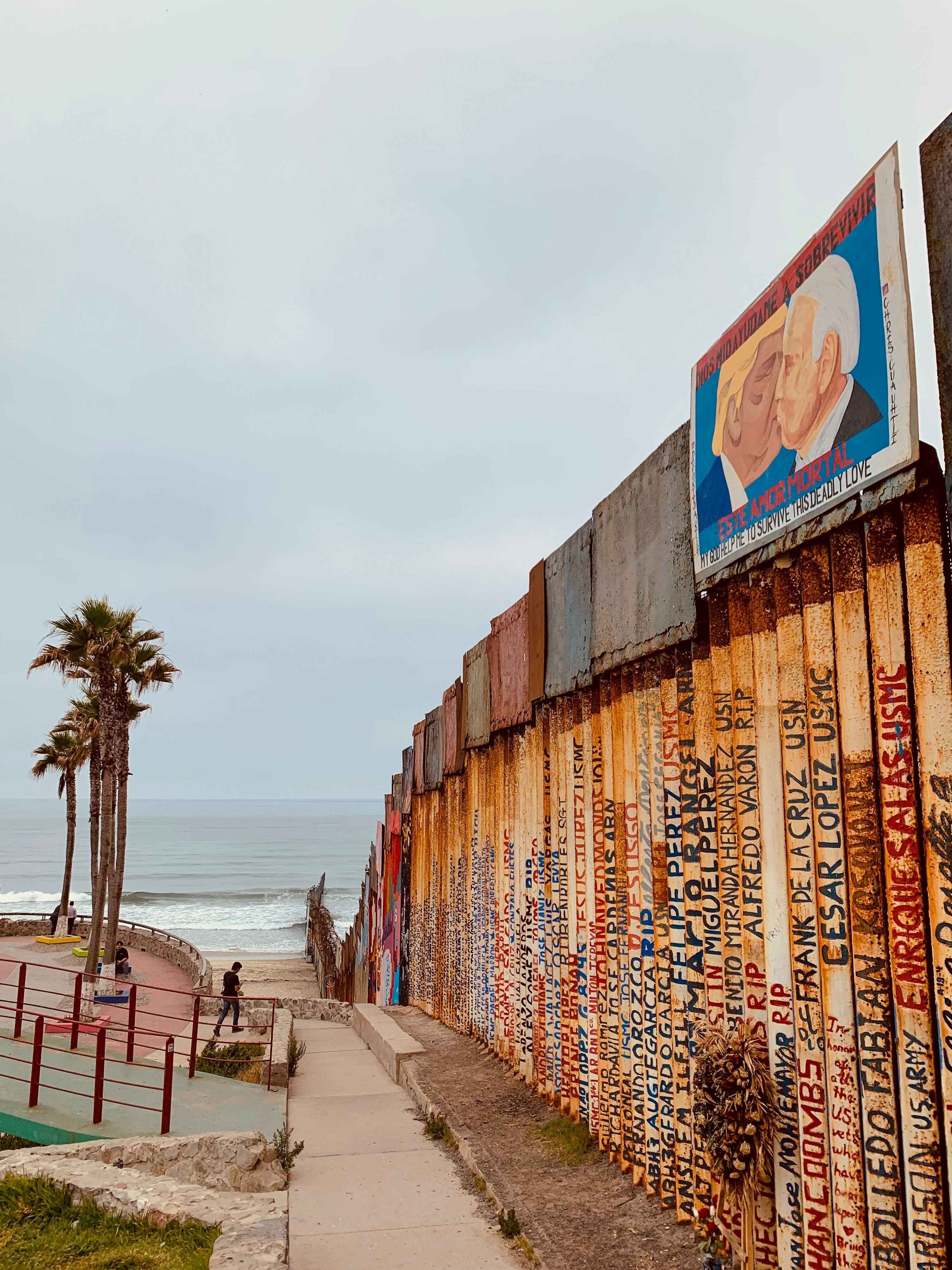 Border Wall Art at Tijuana Beach · Free Stock Photo
