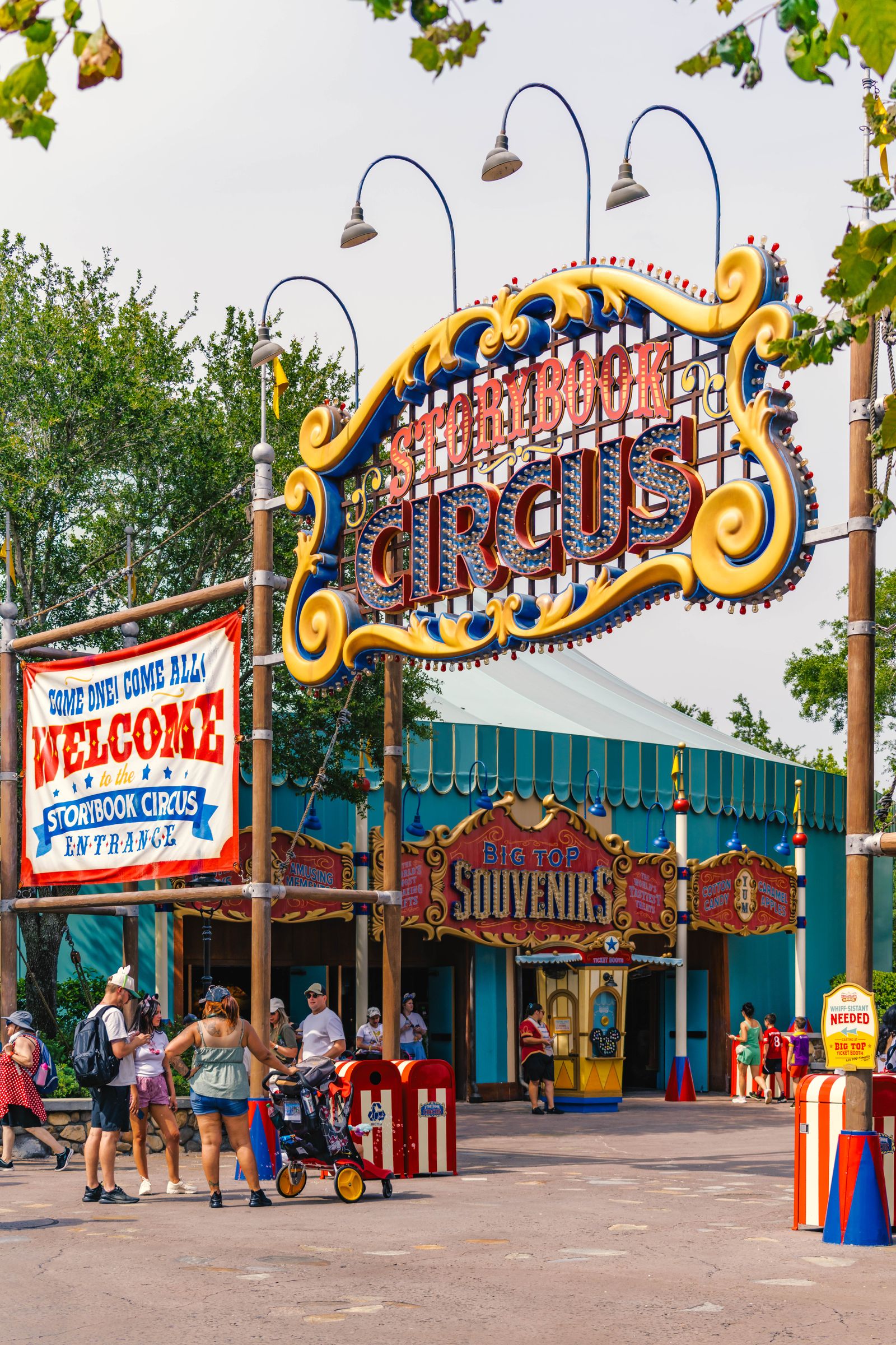 Dollywood Theme Park Photos, Download The BEST Free Dollywood Theme ...