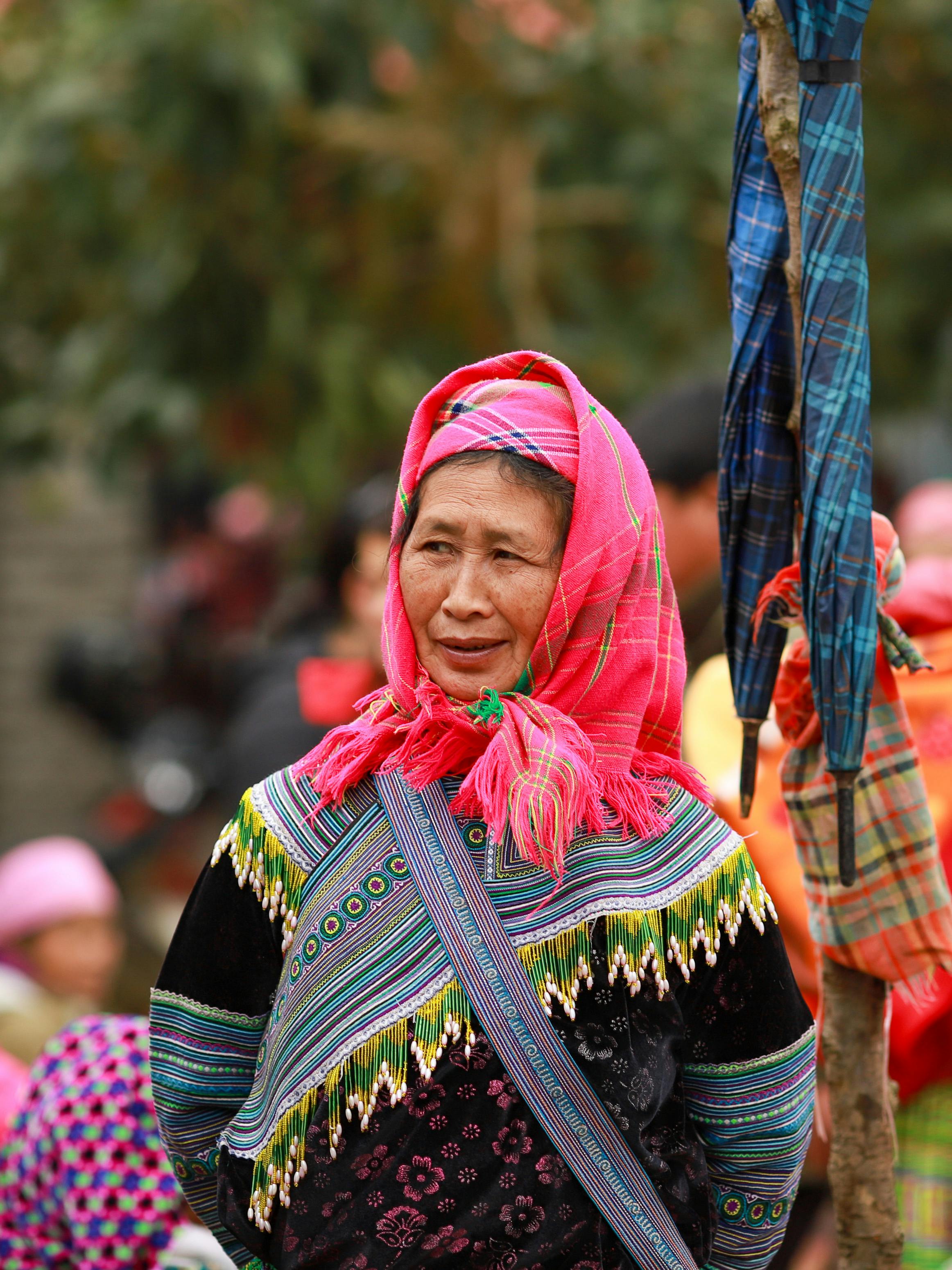 Colorful Traditional Hmong Attire in Lào Cai · Free Stock Photo