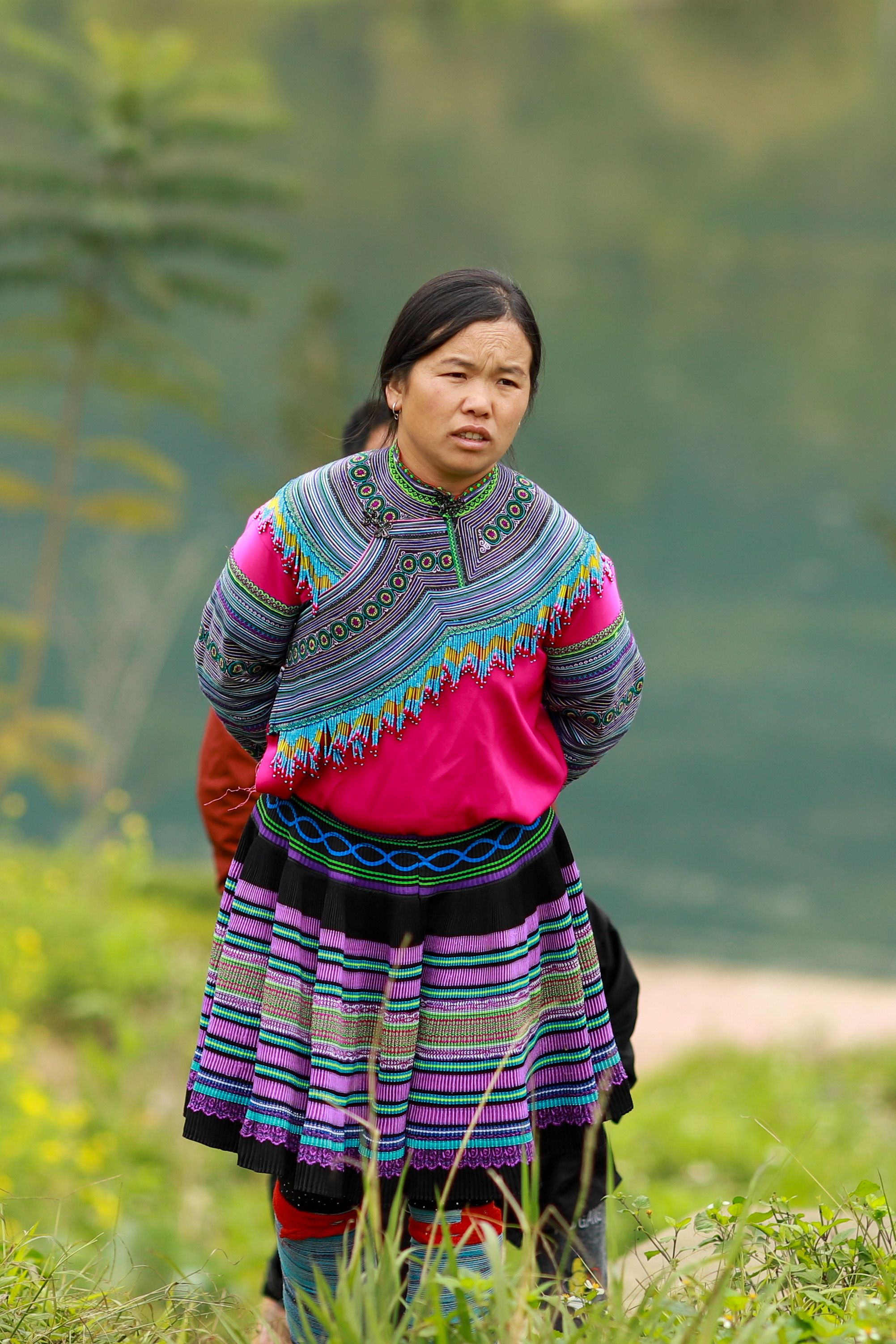 Traditional Hmong Attire in Vietnamese Landscape · Free Stock Photo