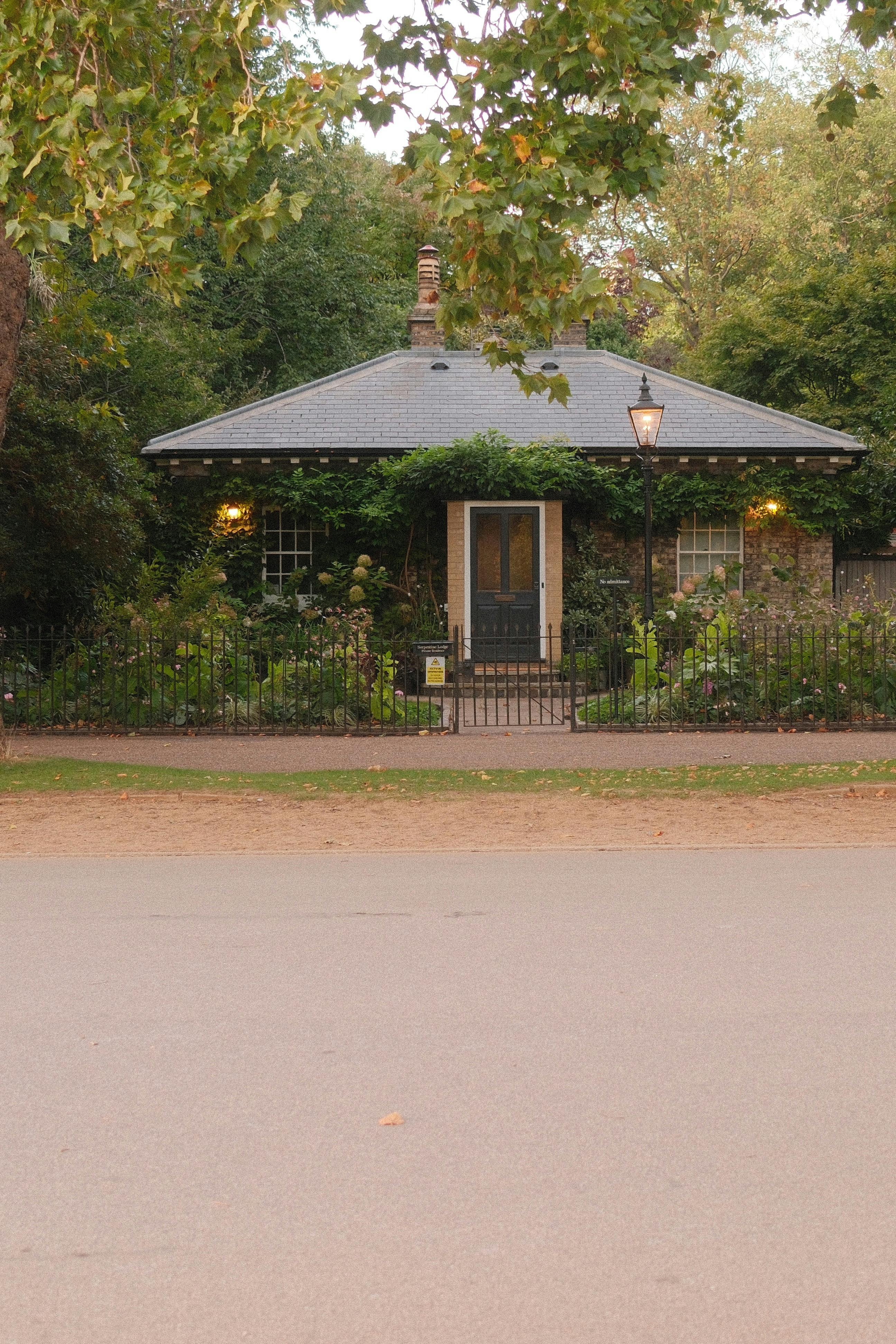 House Farnichar Photos, Download The BEST Free House Farnichar Stock ...