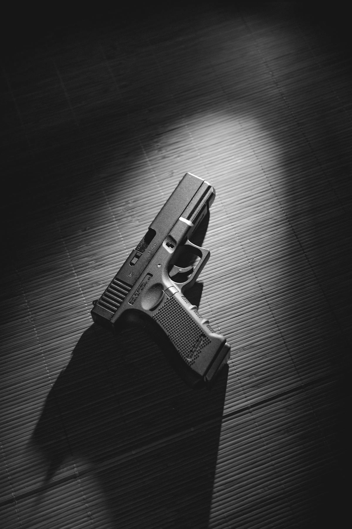 Handgun Glock 19 Photos, Download The BEST Free Handgun Glock 19 Stock ...