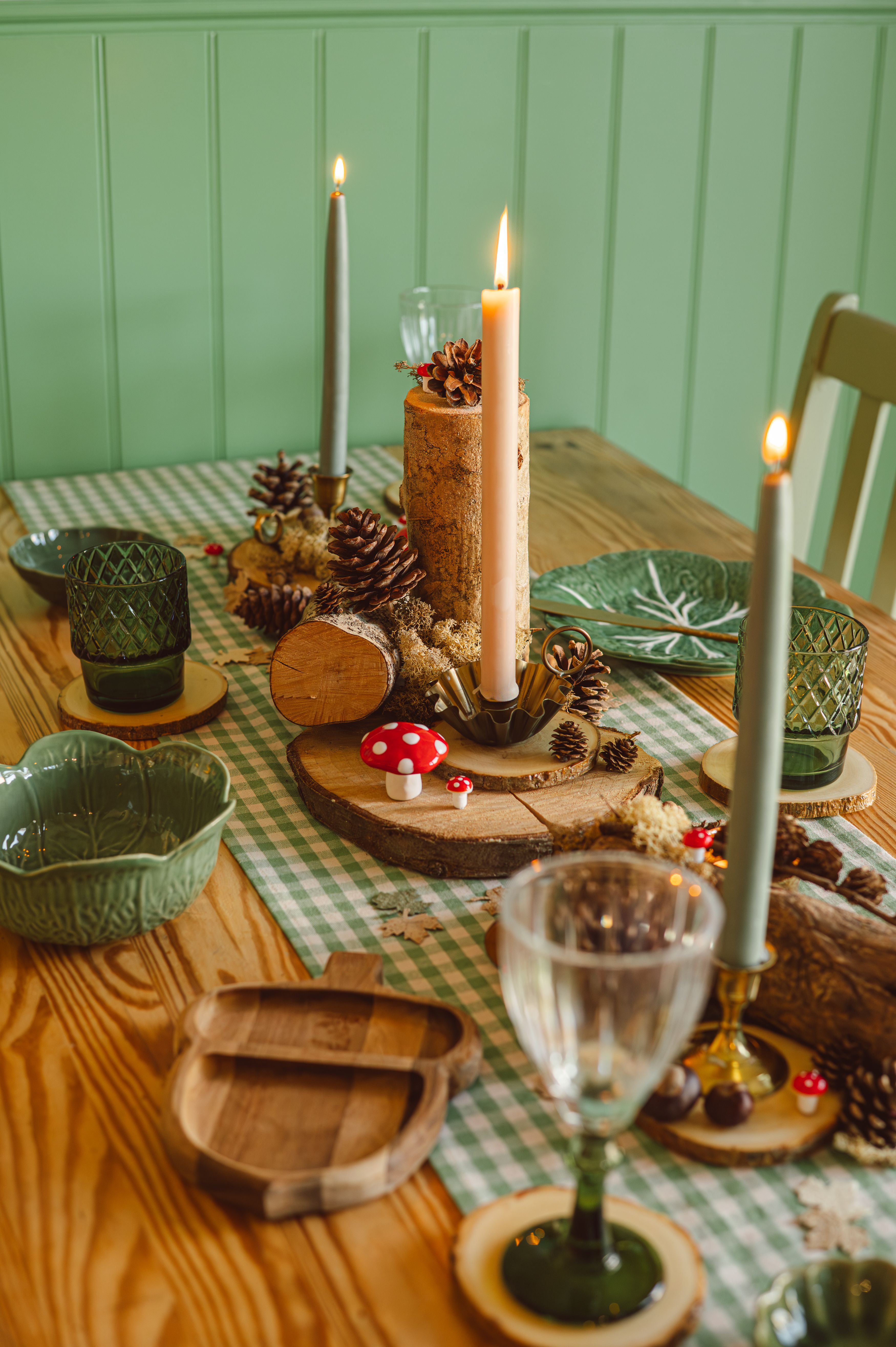 Cozy Autumn Woodland Table Setting with Candles · Free Stock Photo