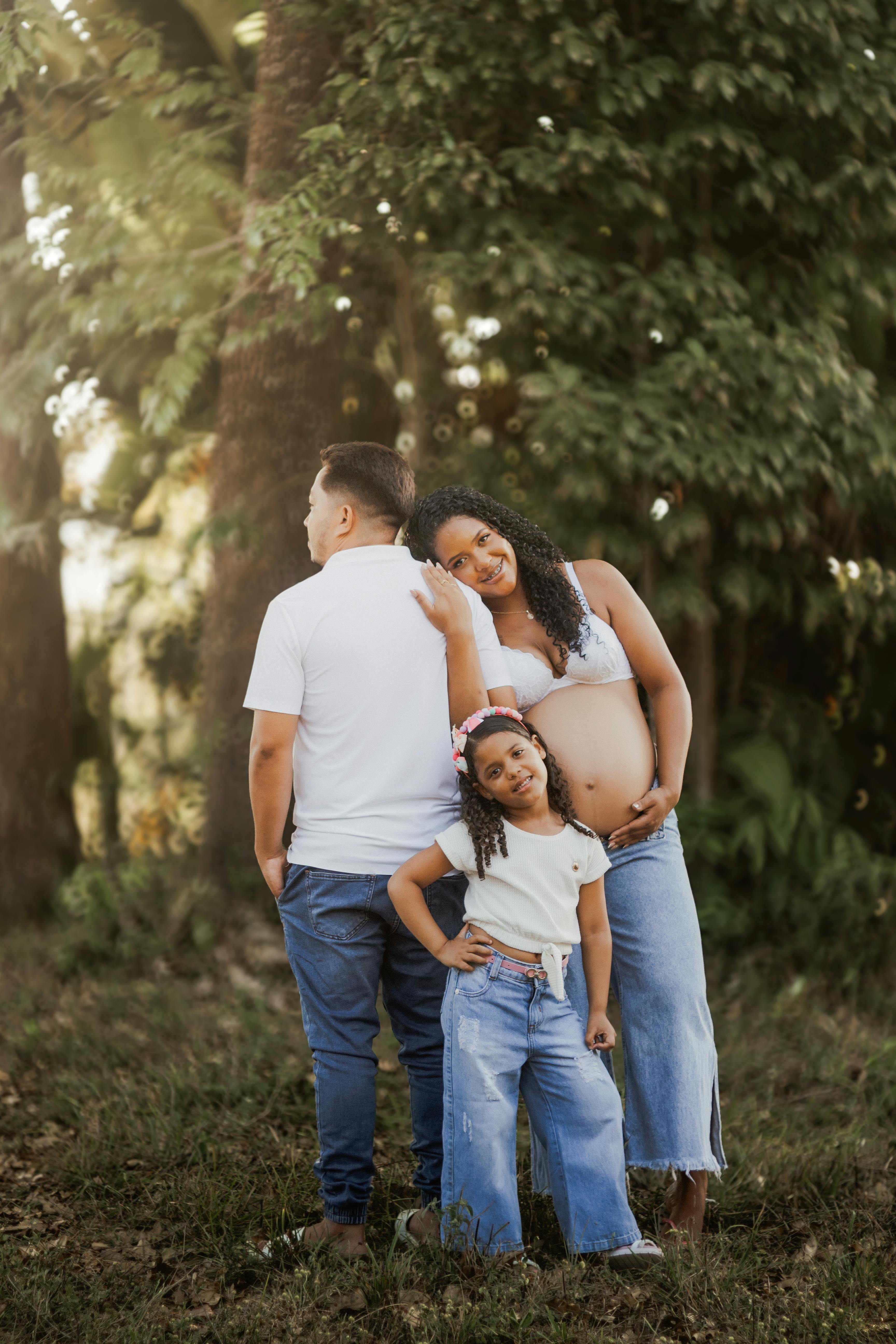 800 000+ Femmes+nues+et+habillées+en+photos banque d’images et photos libres de droit ...