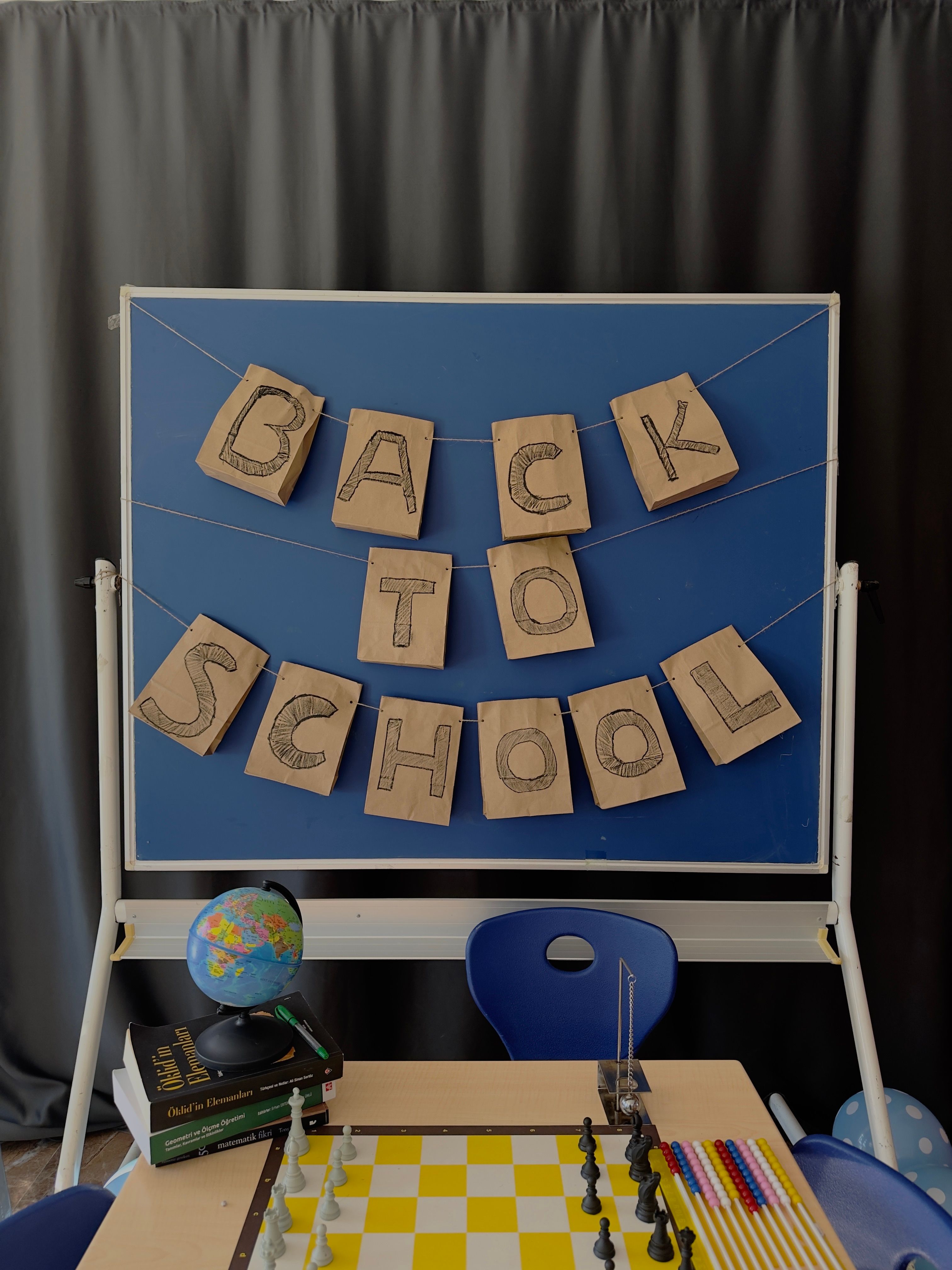 Back to School Classroom Setup with Board · Free Stock Photo
