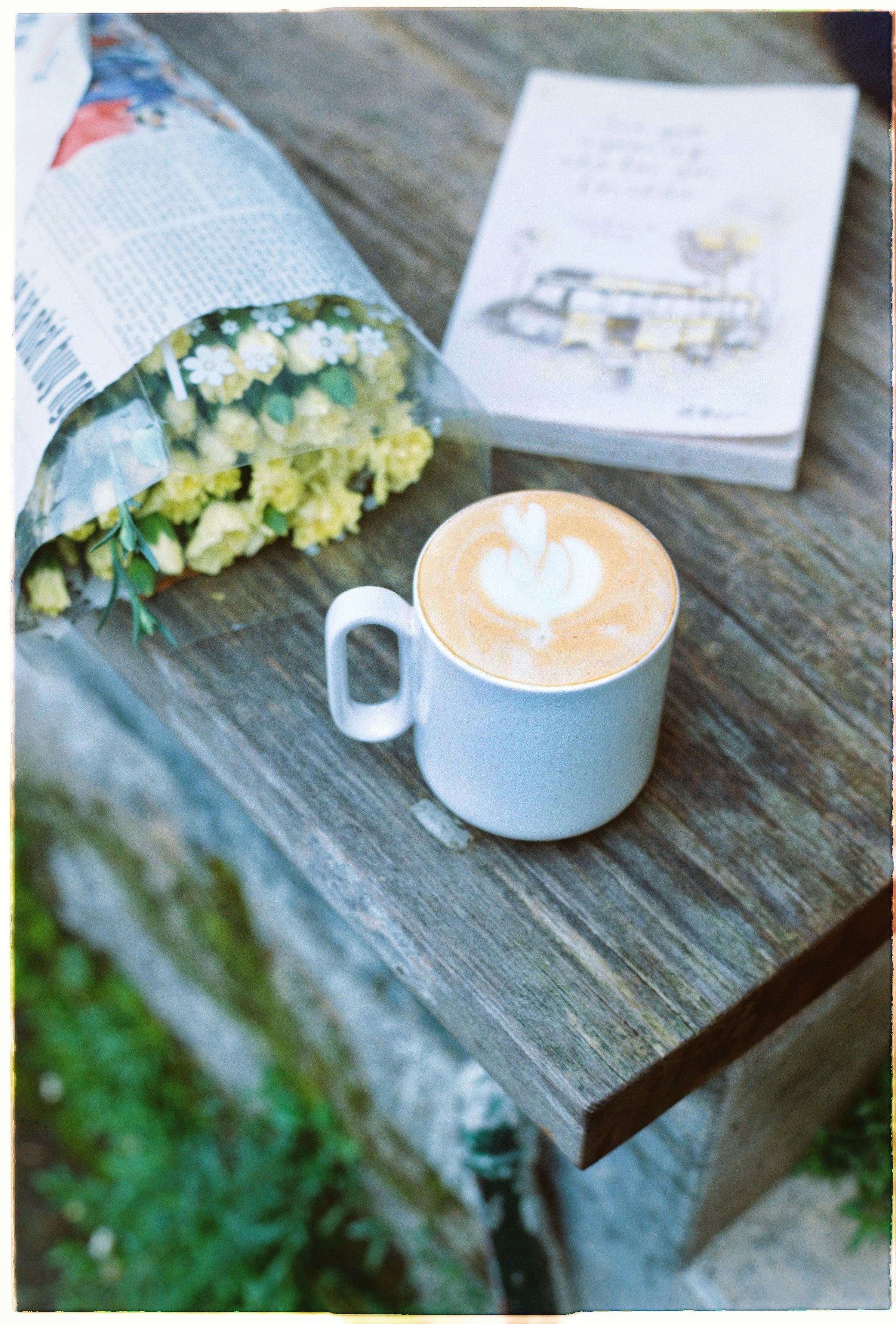 Rabbit+Pointing+At+Clock+Meme Photos, Download The BEST Free Rabbit ...