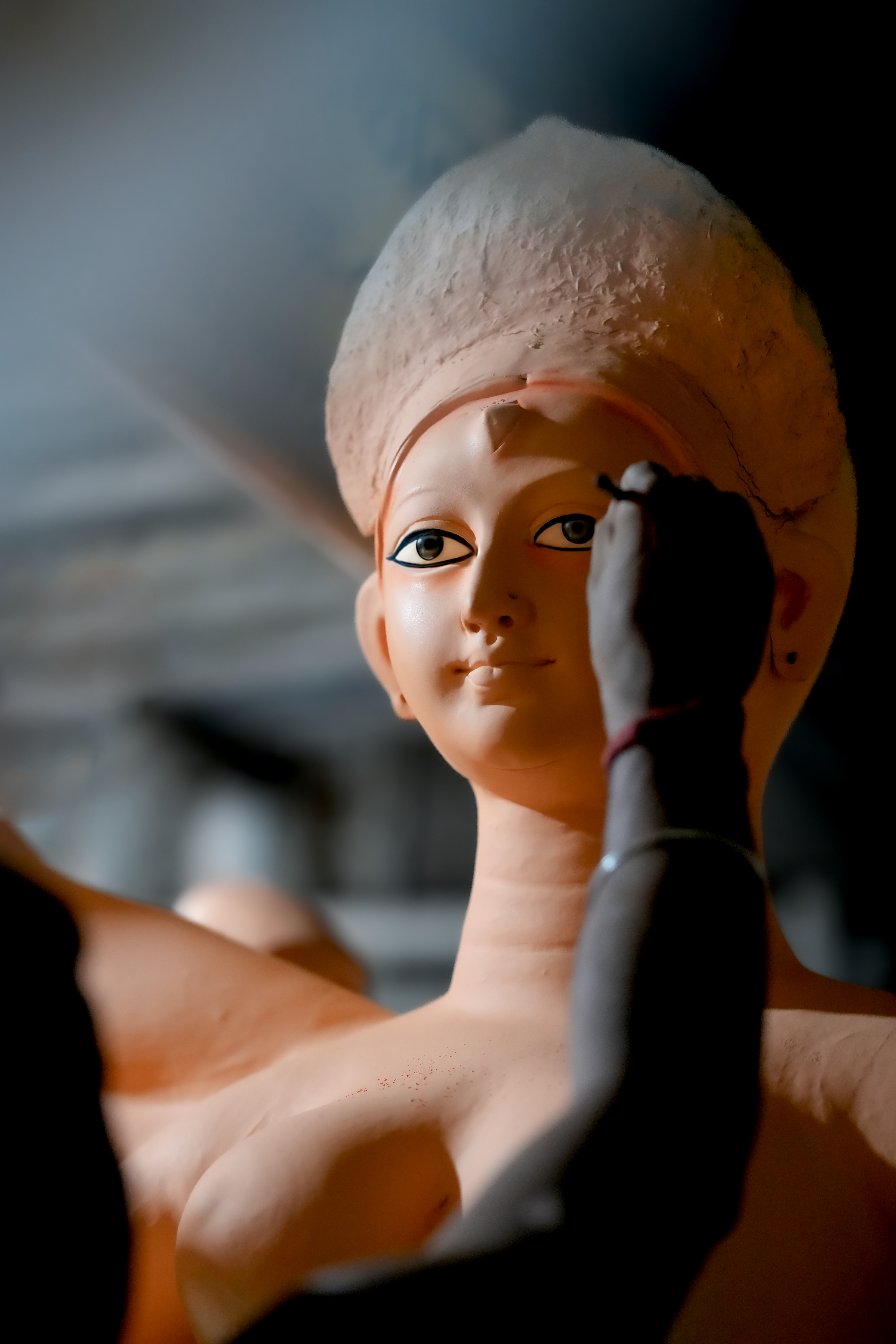 Artisan Painting Durga Idol in Kolkata Workshop · Free Stock Photo
