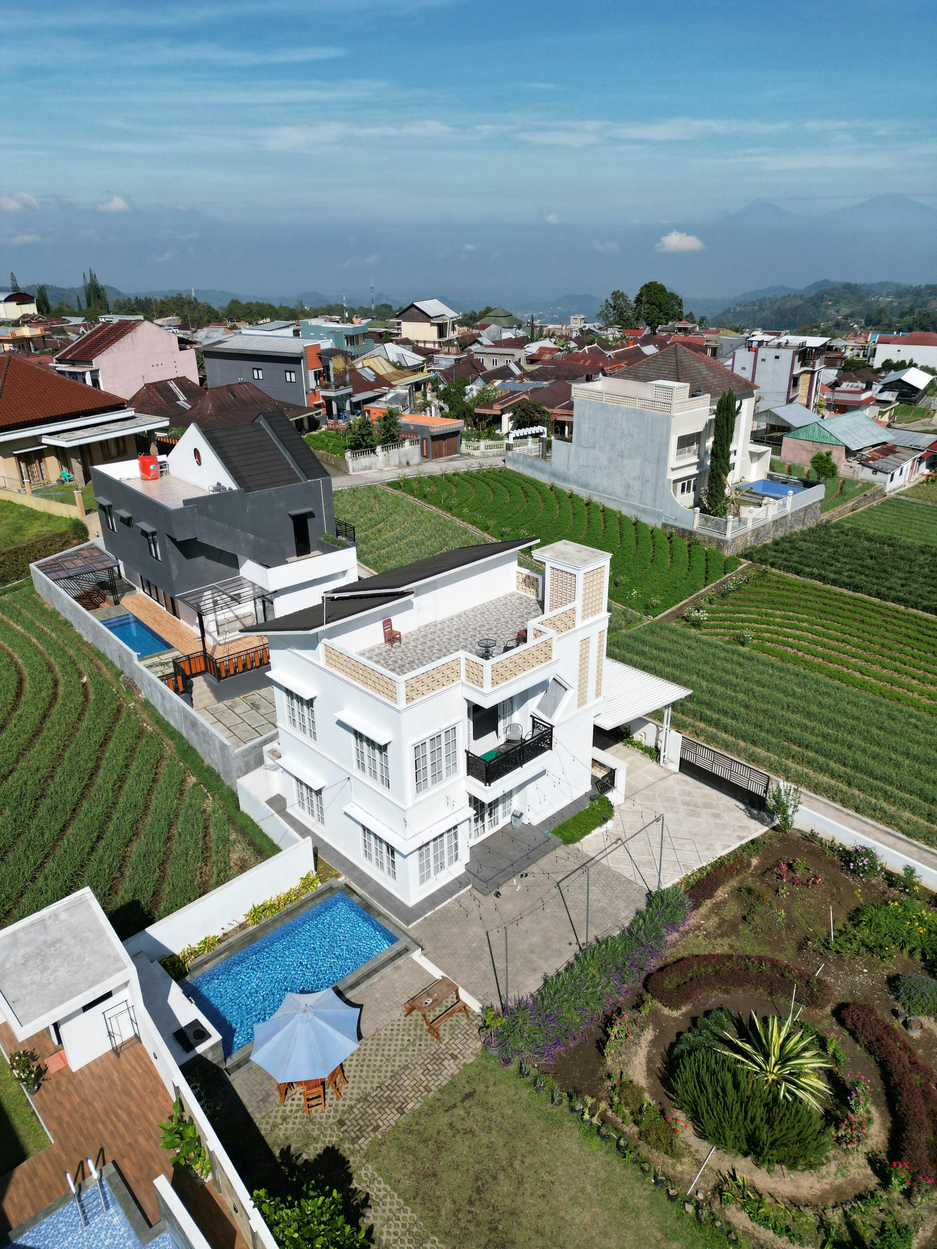 Urban And Rural Area Photos, Download The BEST Free Urban And Rural ...