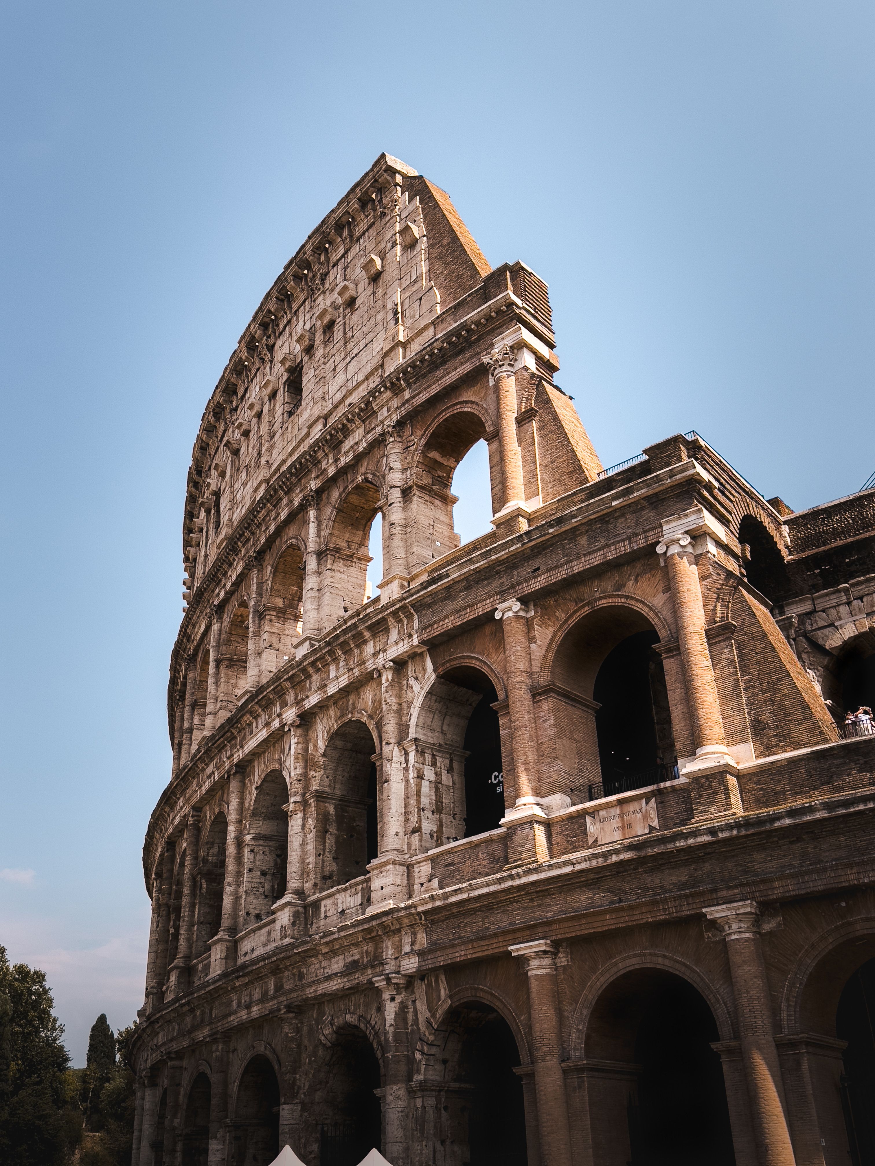 Vista Majestosa Do Coliseu Em Roma, Itália · Foto profissional gratuita