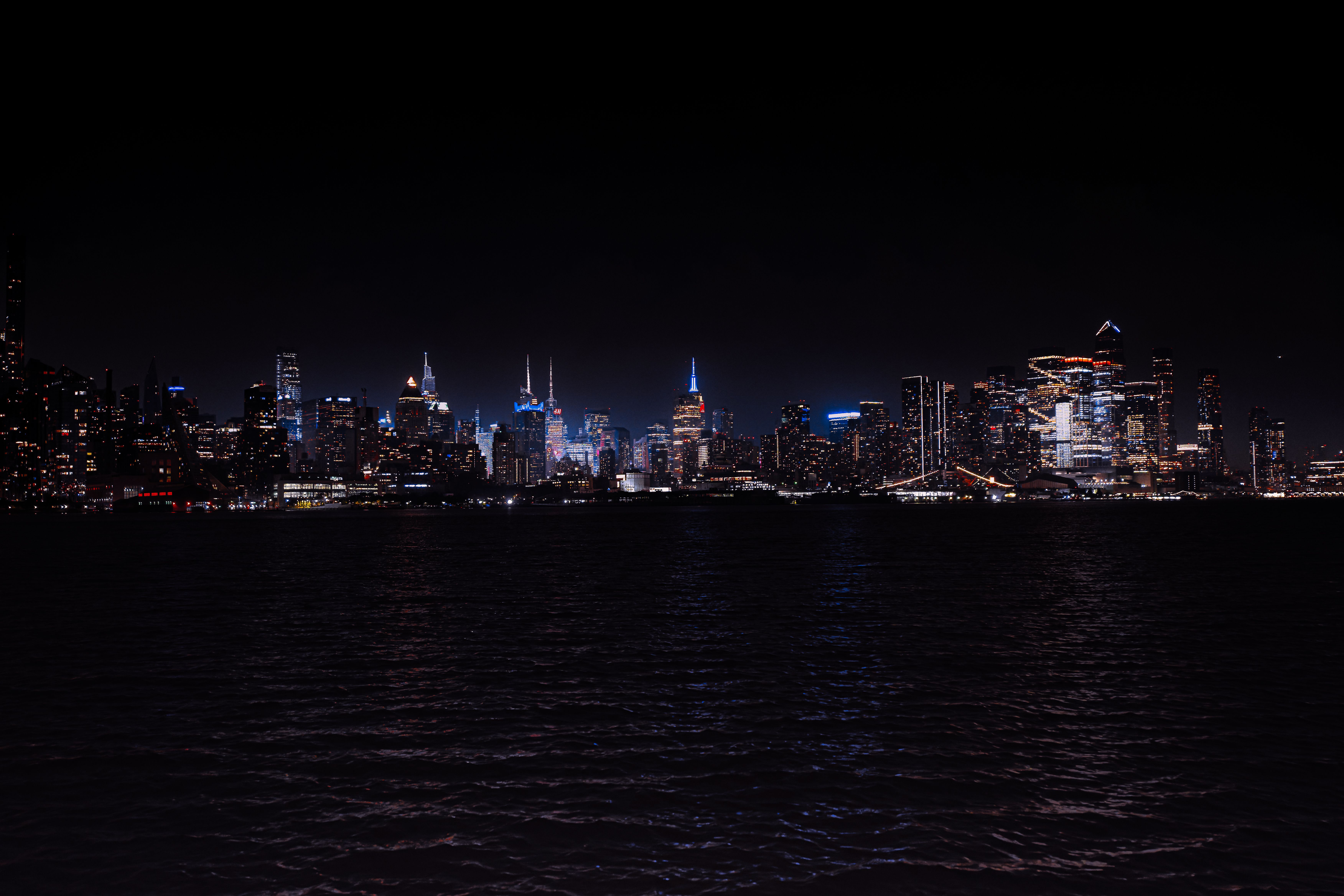 Stunning Night View of New York City Skyline · Free Stock Photo