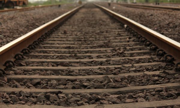 Train Tracks Photos, Download The BEST Free Train Tracks Stock Photos ...