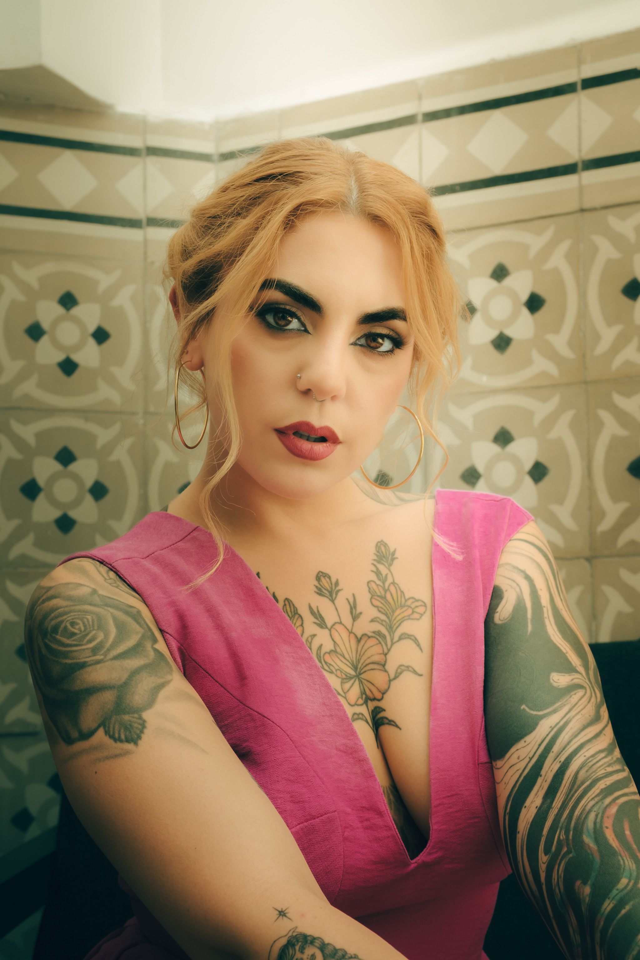 Tattoo Photoshoot Photos, Download The BEST Free Tattoo Photoshoot ...