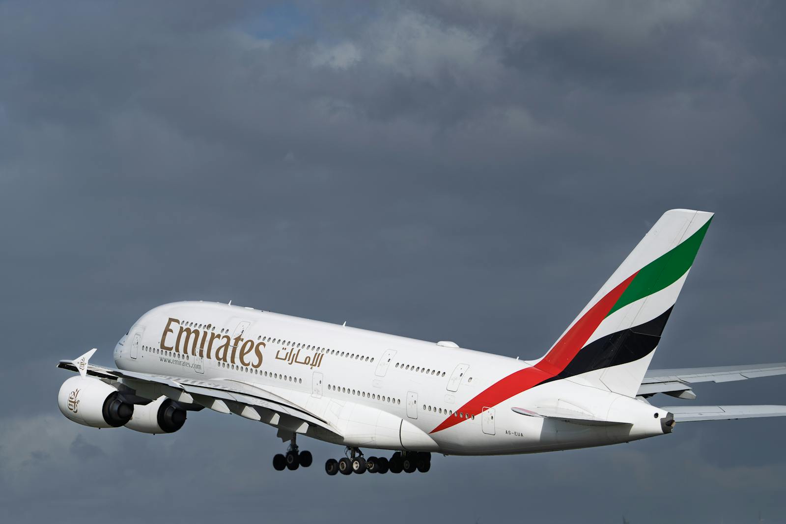 Emirates Airlines Photos, Download The BEST Free Emirates Airlines ...