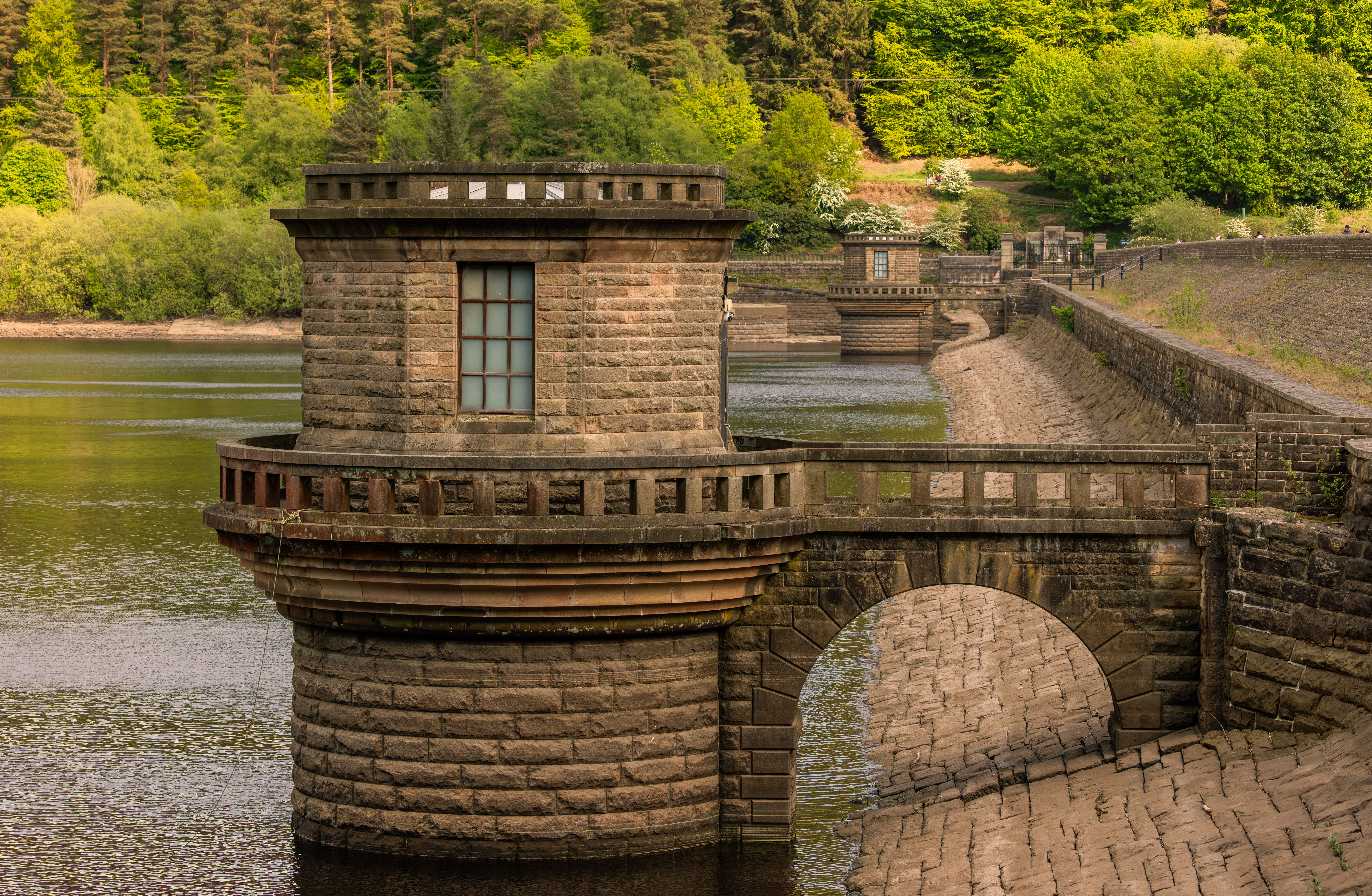 Historic Reservoir Architecture in England · Free Stock Photo