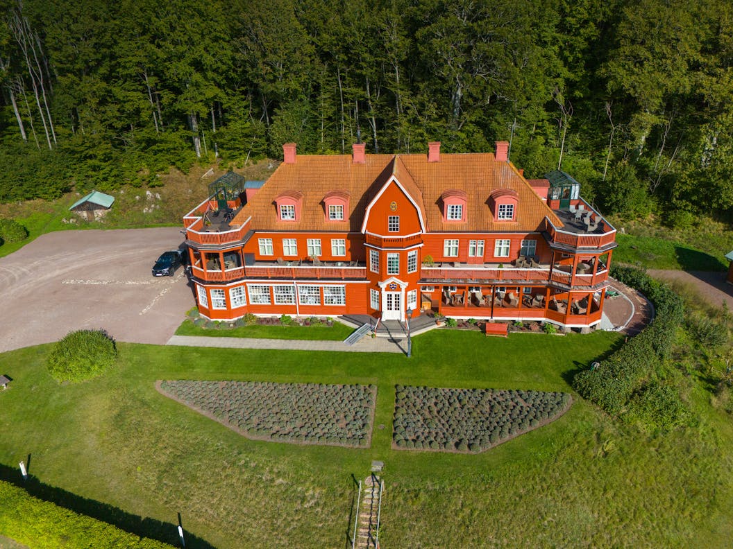 Non-access stratum: Function & Security Made Simple