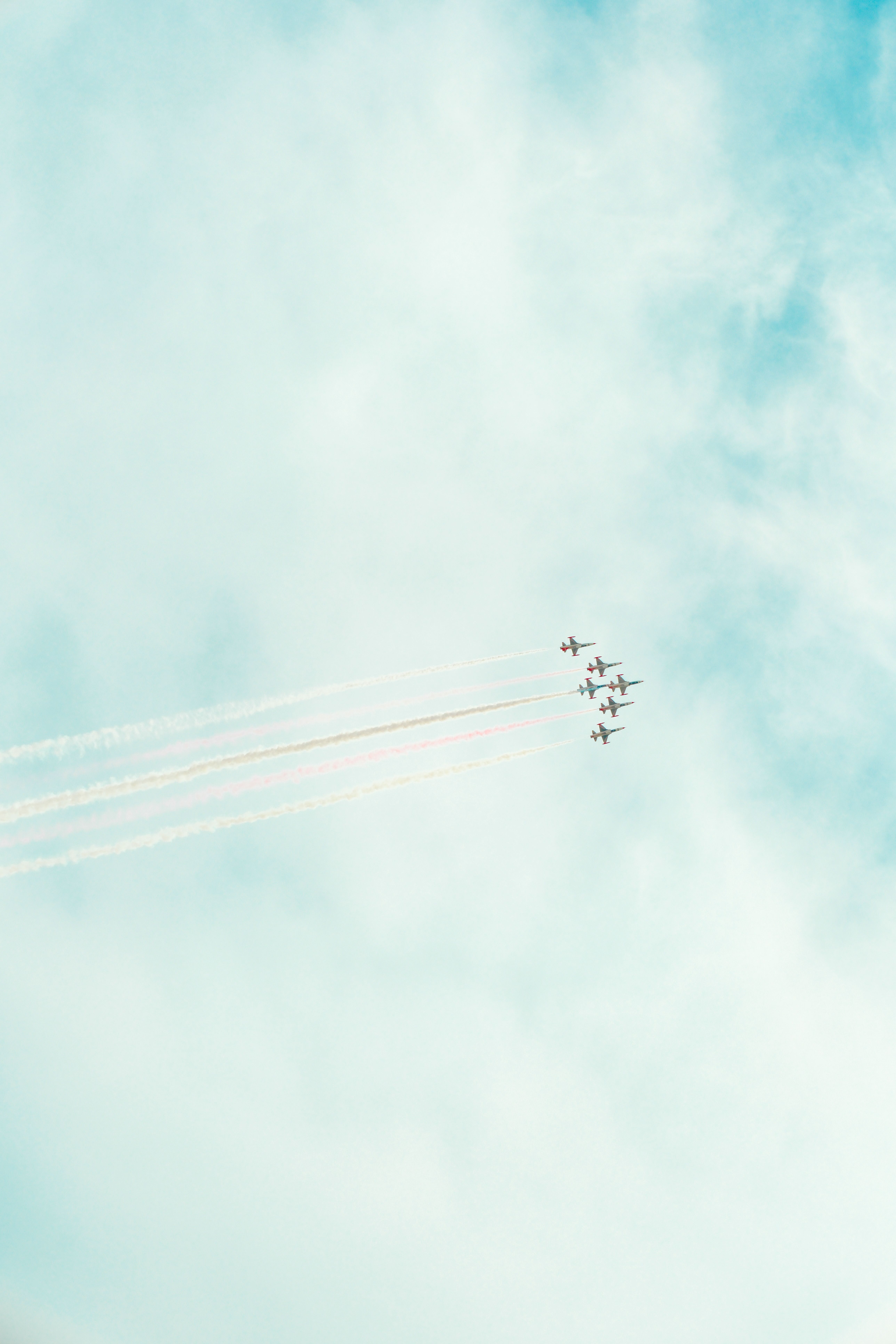Aerial Display of Aircrafts in Formation · Free Stock Photo
