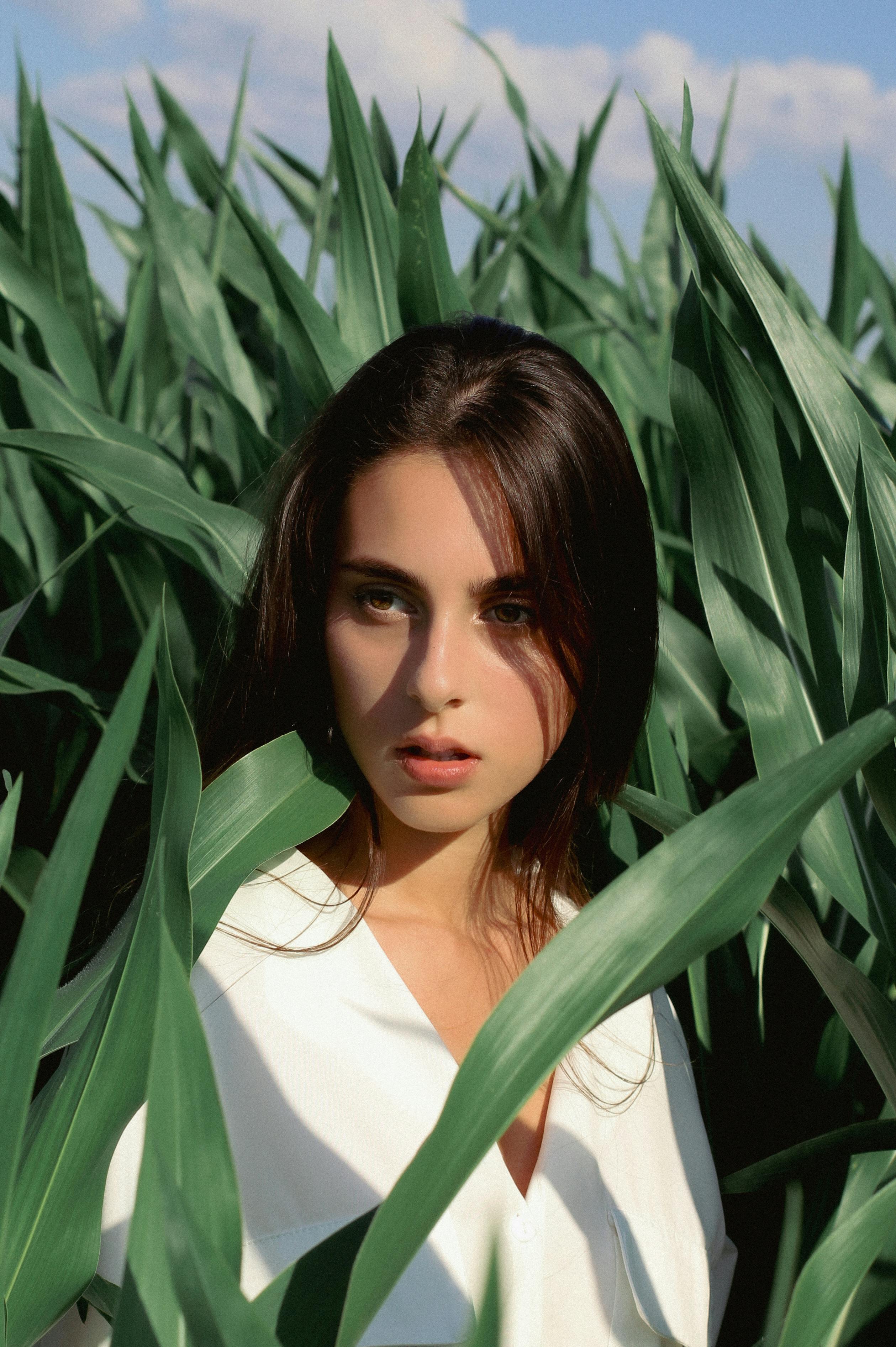 Nangi Girl Photos, Download The BEST Free Nangi Girl Stock Photos & HD ...