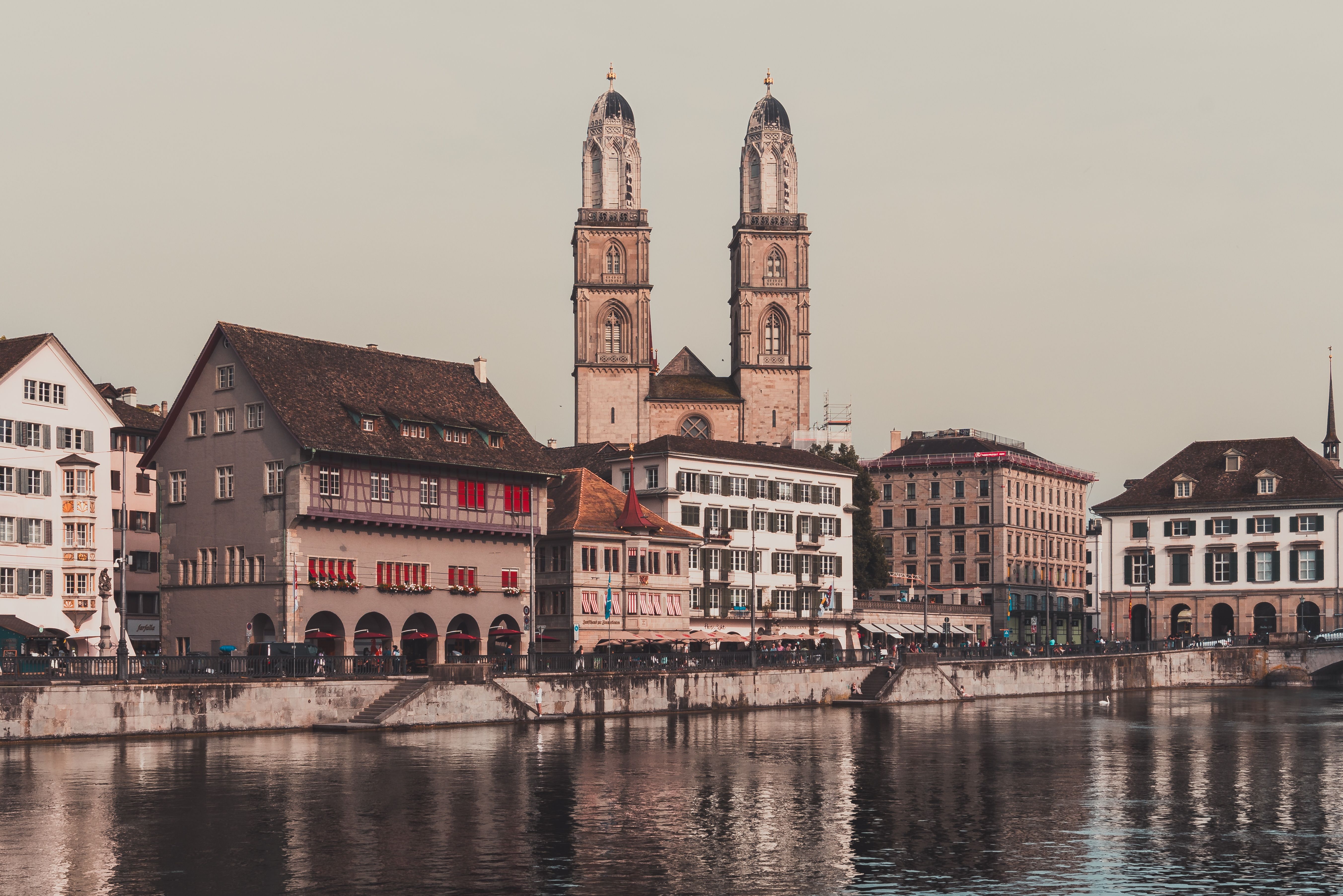 scenic-view-of-z-rich-s-iconic-grossm-nster-cathedral-free-stock-photo
