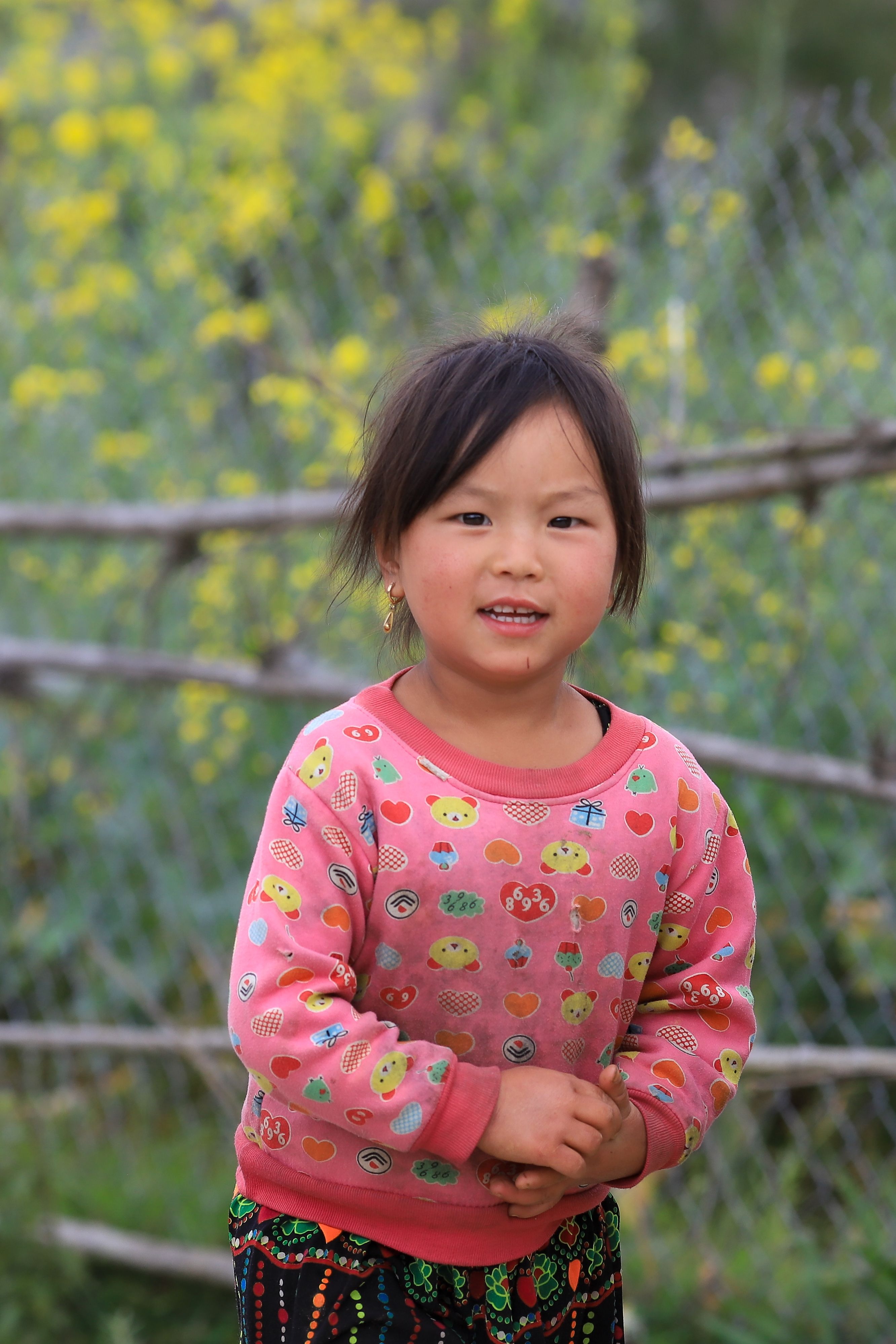 Portrait of Hmong Child in Lào Cai, Việt Nam · Free Stock Photo
