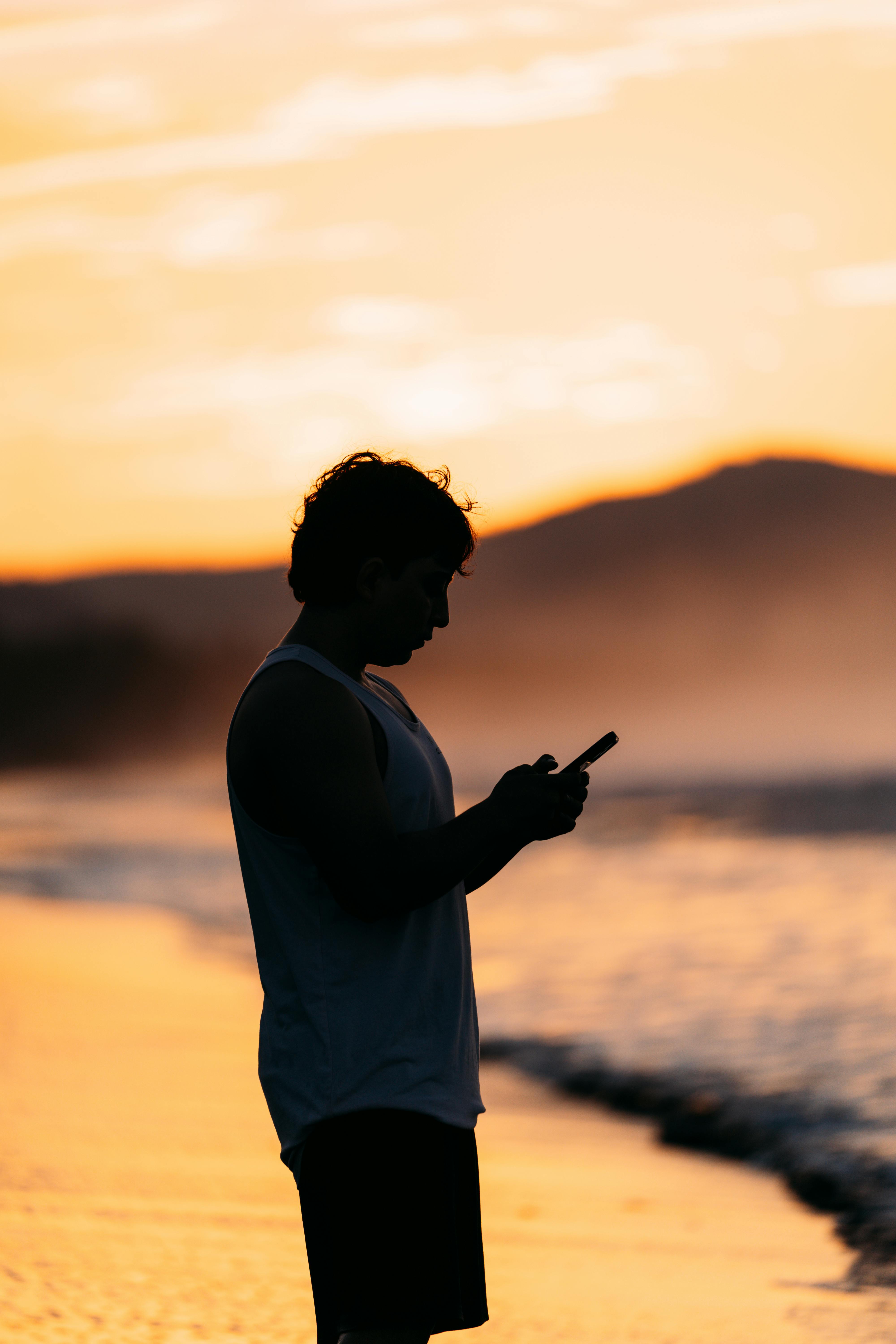 10.000+ Foto Handphone Terbaik · Unduh Gratis 100% · Foto Stok Pexels