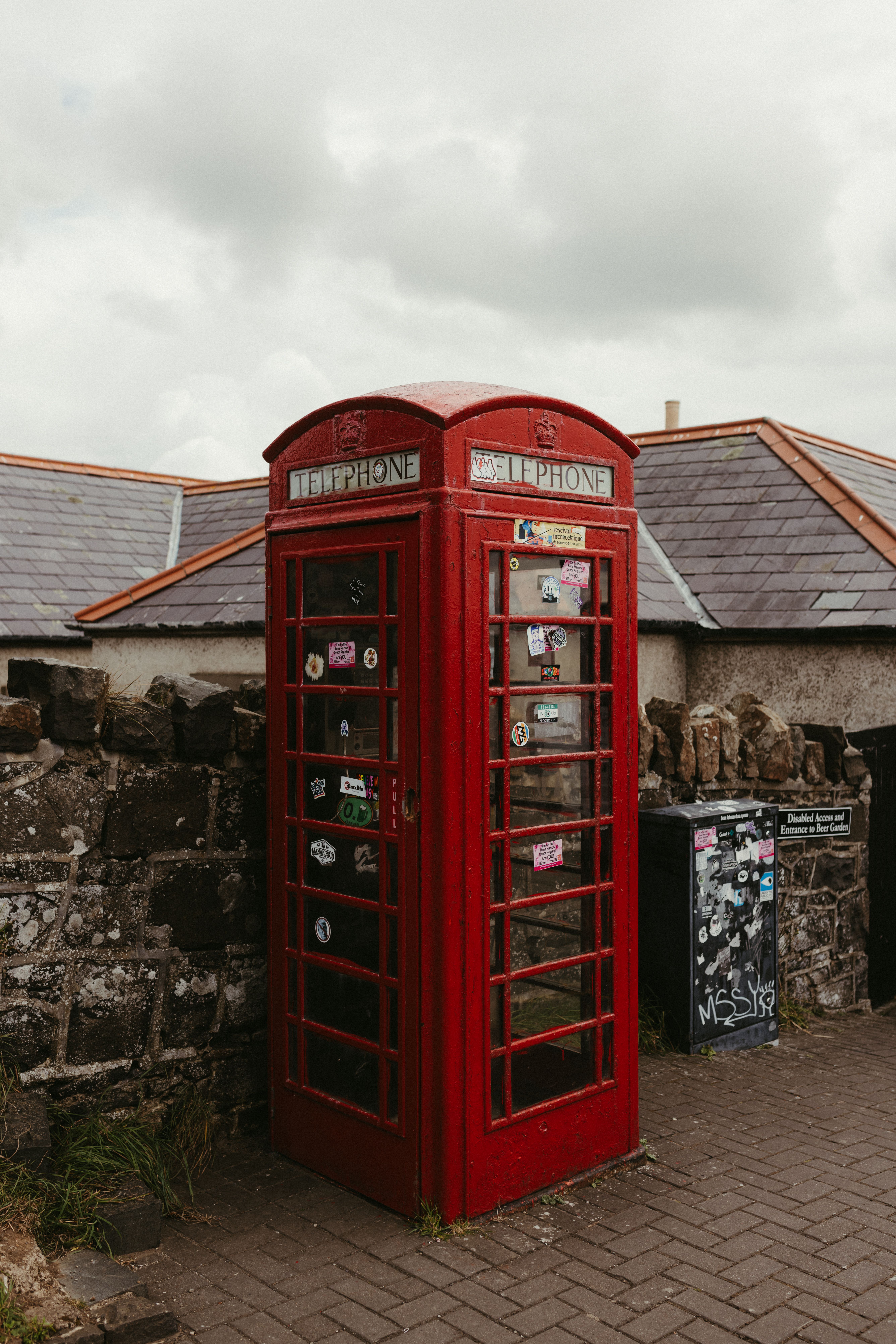 Classic British Red Telephone Box in Northern Ireland · Free Stock Photo